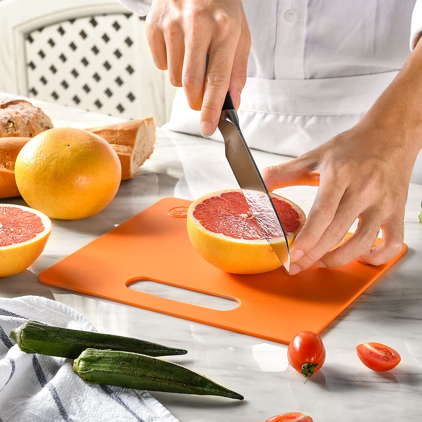 linoroso Paring Knife 3.5 inch Small Kitchen Knife with Dishwasher Safe Plastic Cutting Boards for Kitchen, Sharp Forged German Carbon Stainless Steel Fruit Knife with Defrosting Tray Set of 3