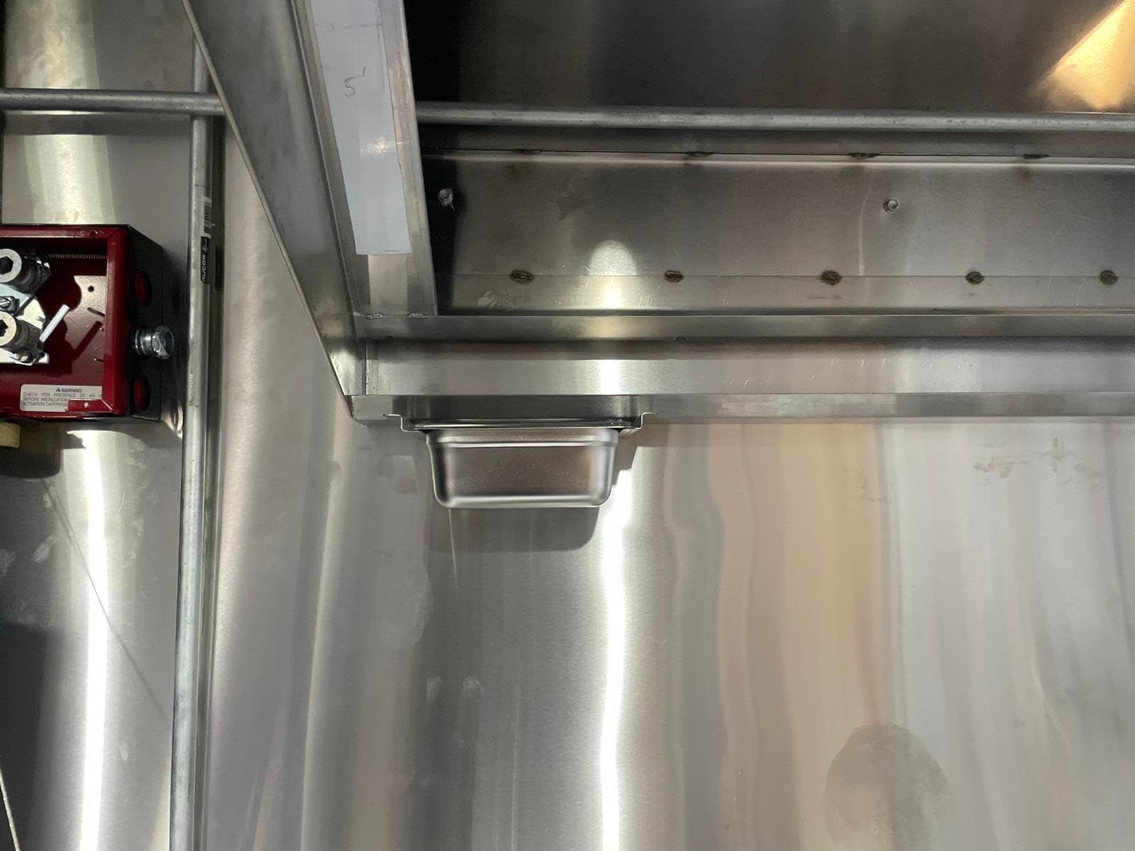 Stainless Steel Grease Cup Holder for Food Truck and Commercial Kitchen Hood Exhaust