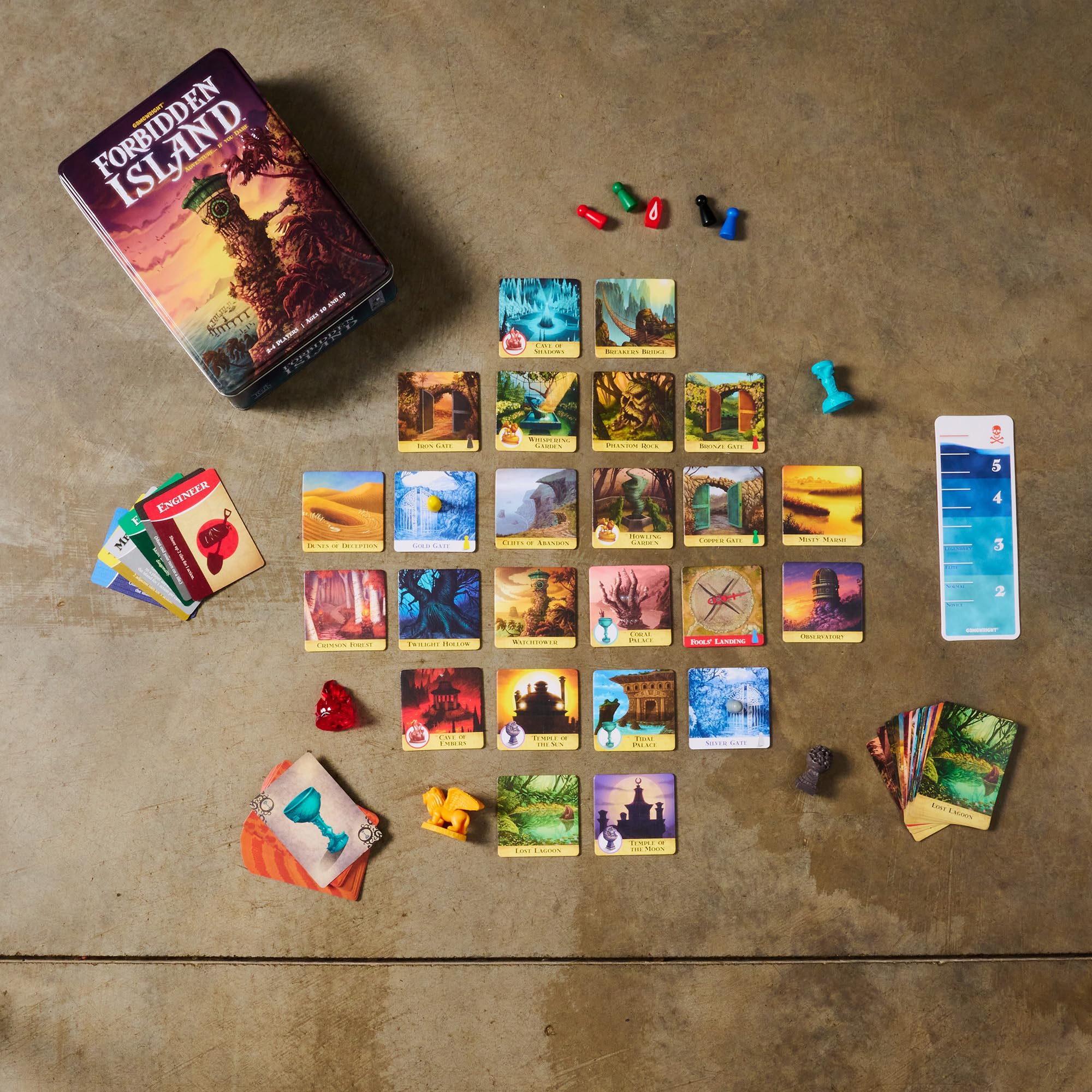 Forbidden Island β The Cooperative Strategy Survival Island Board Game,2-4 players