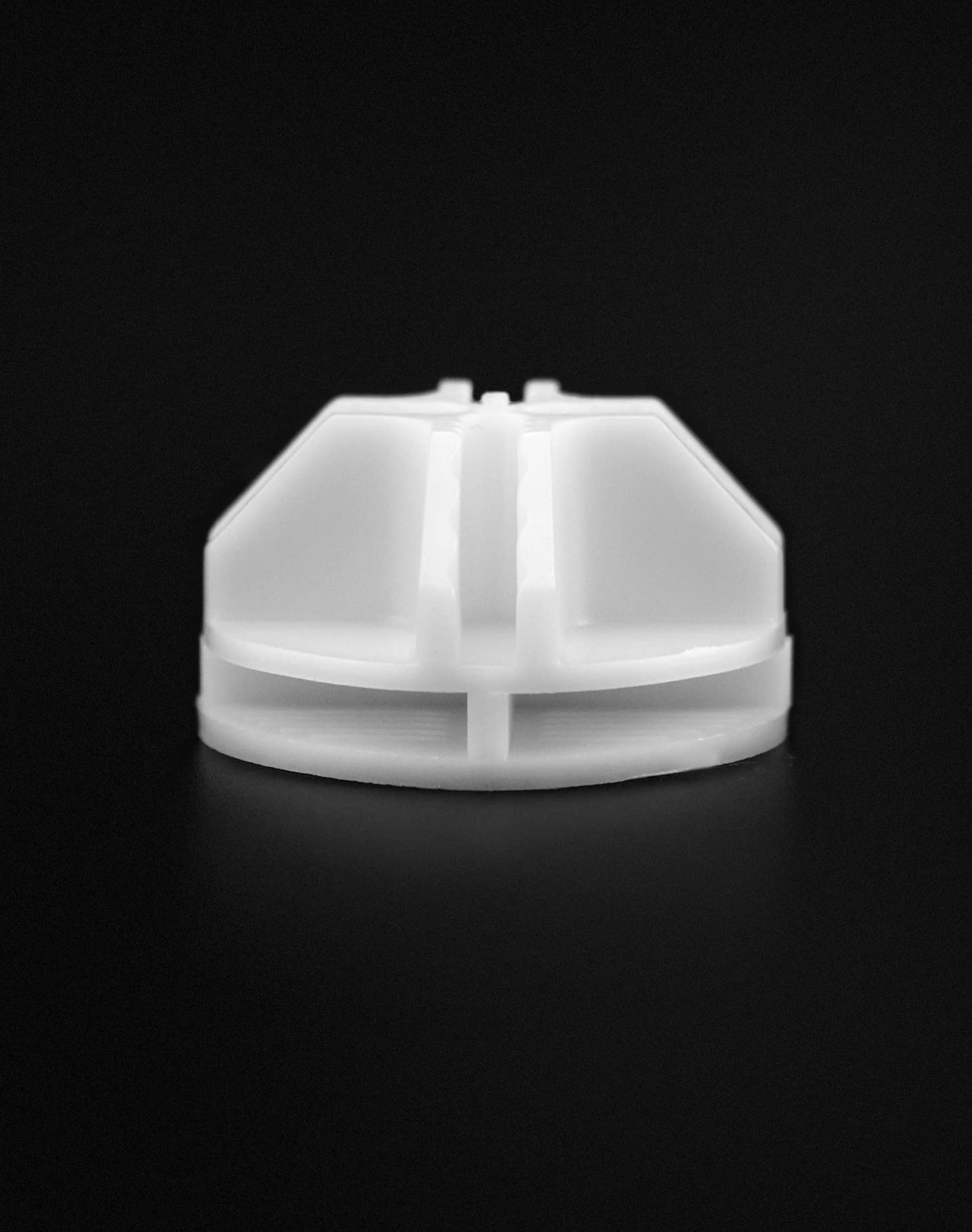 QWORK Wire Storage Connectors, 100 Pcs Grid Connectors Clips Modular Storage Cubes Interlocking Buckle, White
