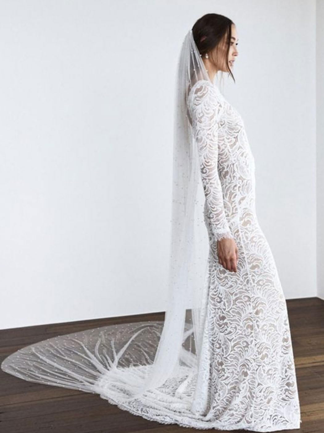Latious Pearl Cathedral Bride Wedding Veils White 1 Tier Bridal Veil Long Veils with Comb for Brides and Women (White)