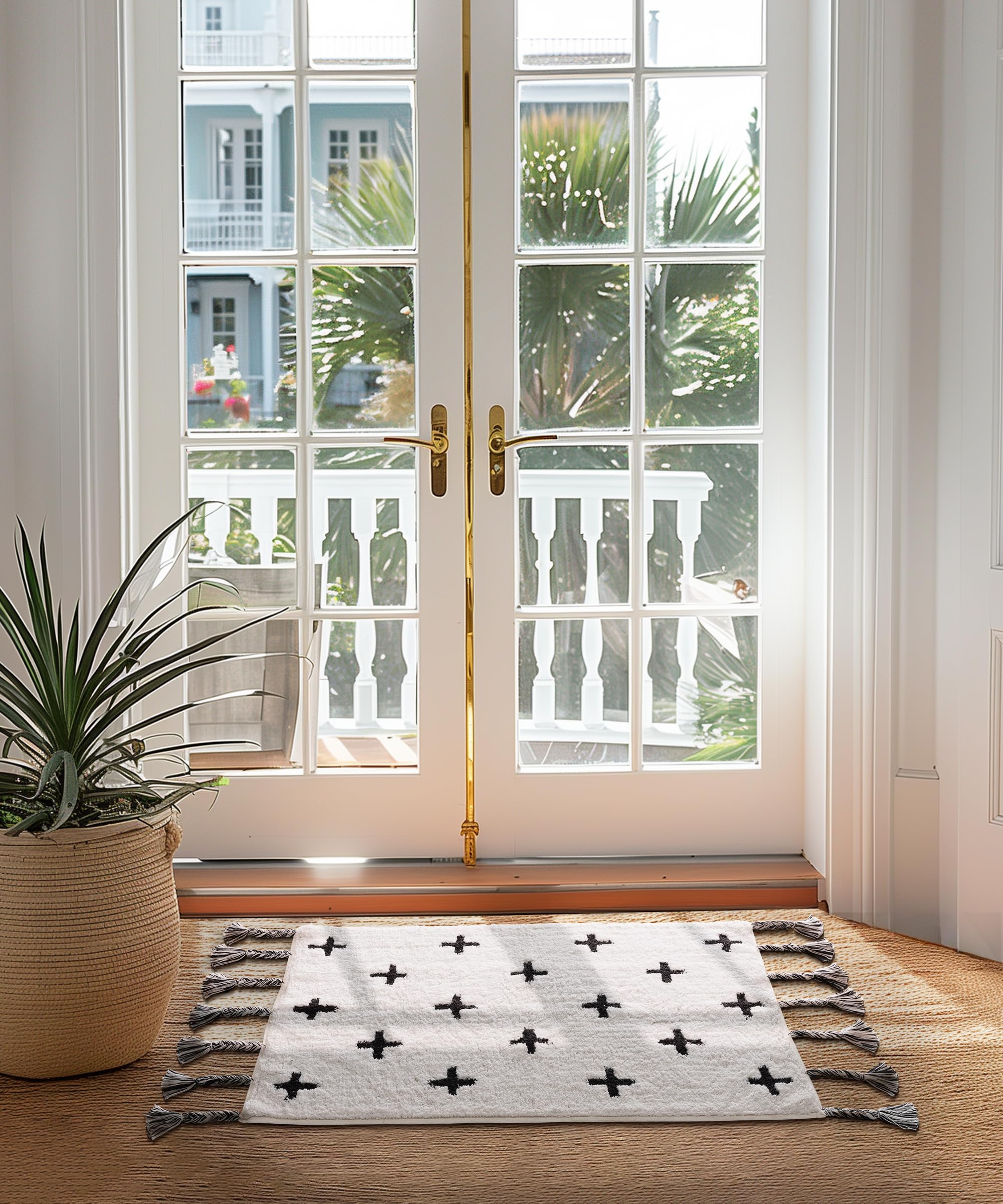 SUMGAR 2x3 Entryway Rugs Washable Small Rug Black White Boho Bath Mat Modern Cute Rugs for Bedroom Living Room Bathroom Patio Rug Carpet Cotton