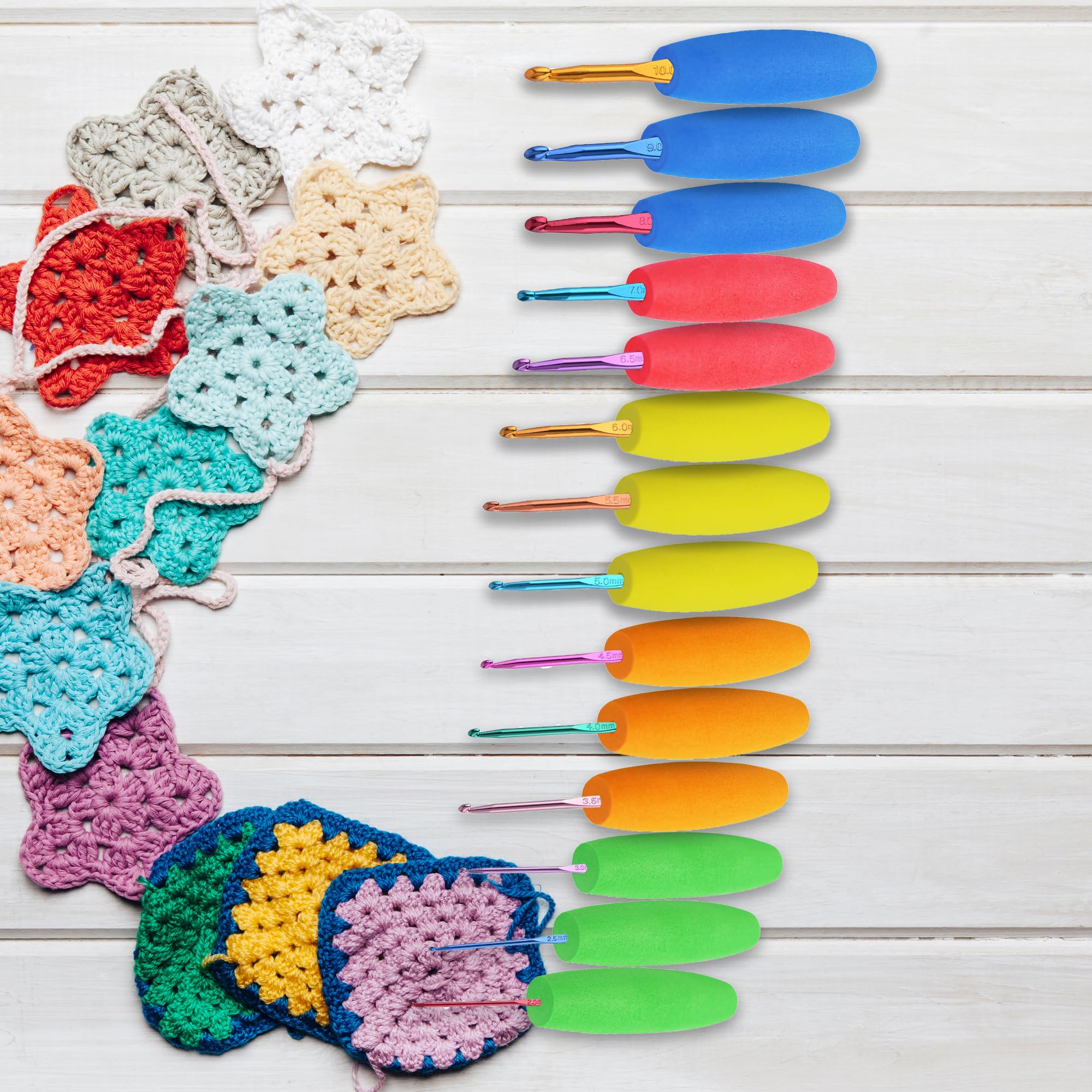MEYAGO 5PCS Crochet Hook Grips Set Ergonomic Crochet Hook Handle Multi-Size Ergonomic Crochet Hook Handle Attachment - Fits 2mm to 10mm Hooks