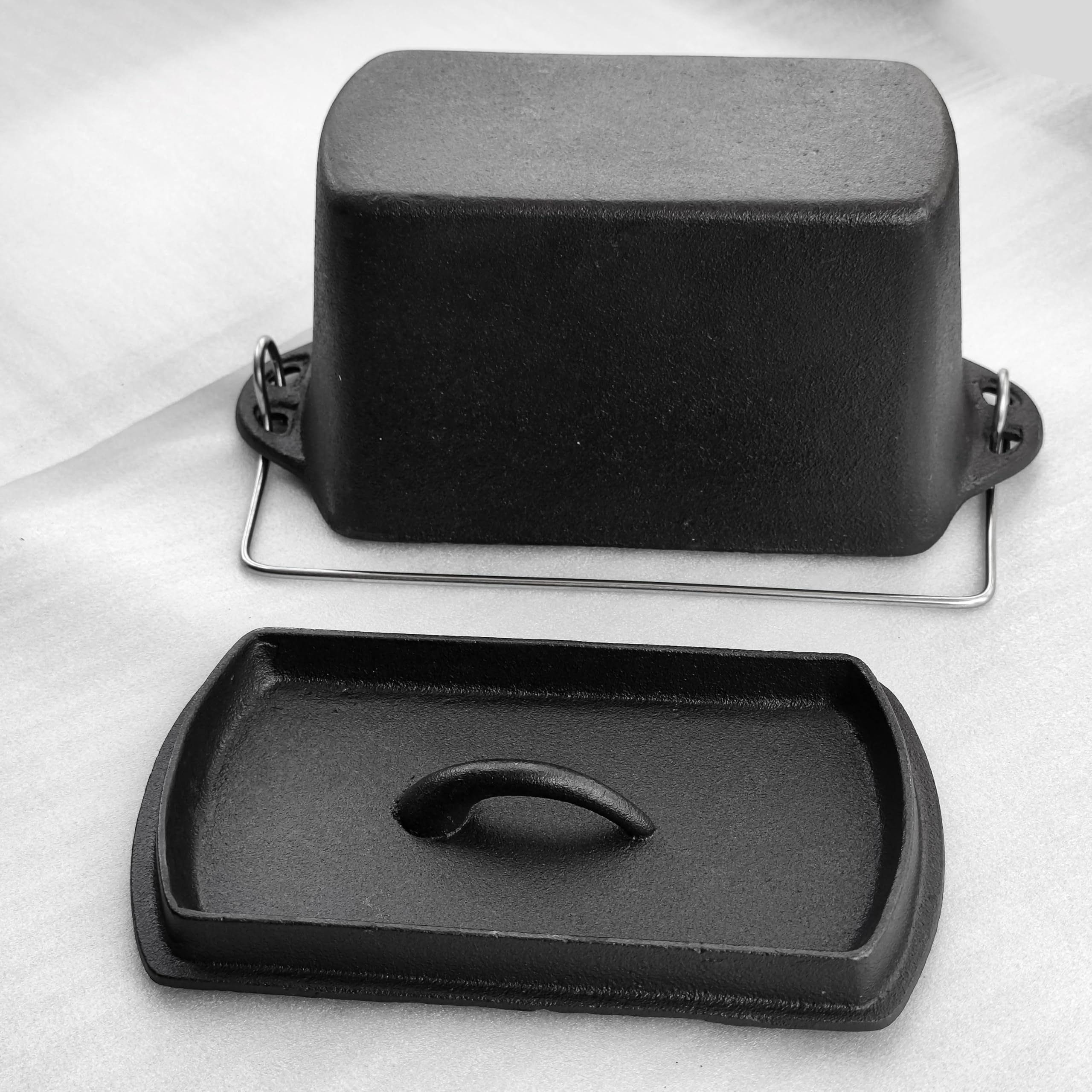 Voulosimi Cast Iron Loaf Oven Pan - Rectangular Baking Pan for home baking (1 PCS, 4.33"x4.92"x8.66")