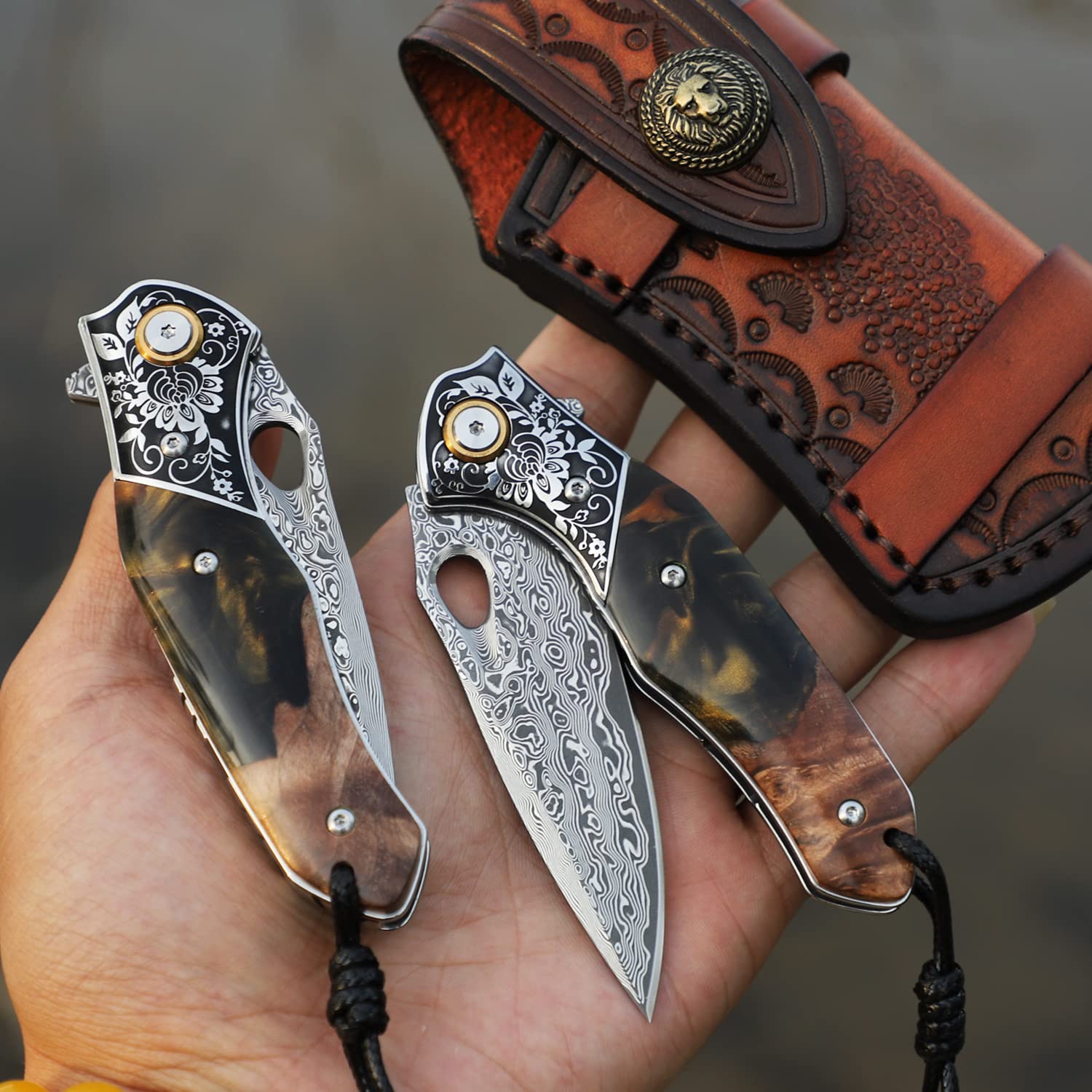 Minowe handmade Japan Damascus steel pocket knife,3.1" VG10 blade men and women Folding knife,With holster,Lining lock,resin and Maple handle,Suitable for EDC outdoor camping,go fishing hunting