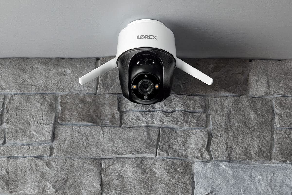 Lorex F461AQD 2K Pan-Tilt Indoor/Outdoor WiFi Security Camera with 32GB MicroSD Card, Auto-Tracking, Color Night Vision, 2-Way Talk, Person Detection, and Warning Light/Siren (M. Refurbished)