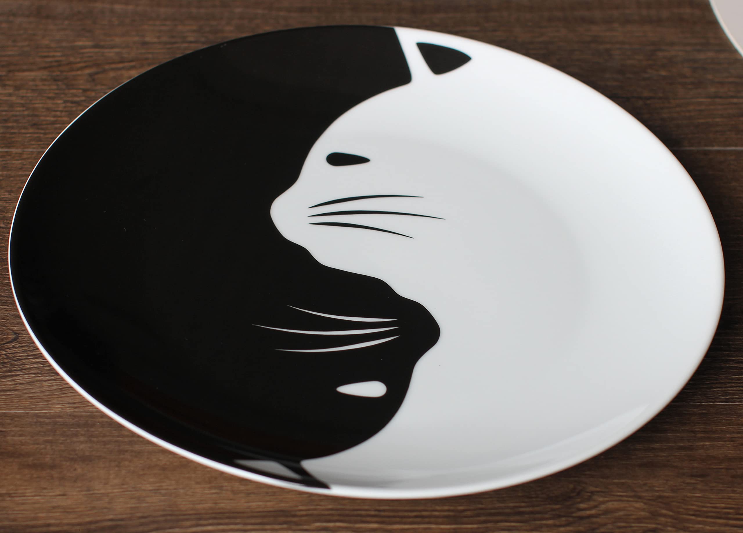 LEADEX Black and White Cat Porcelain Plate Set, Best Gift For Cat Lover (8-inch salad plate set)