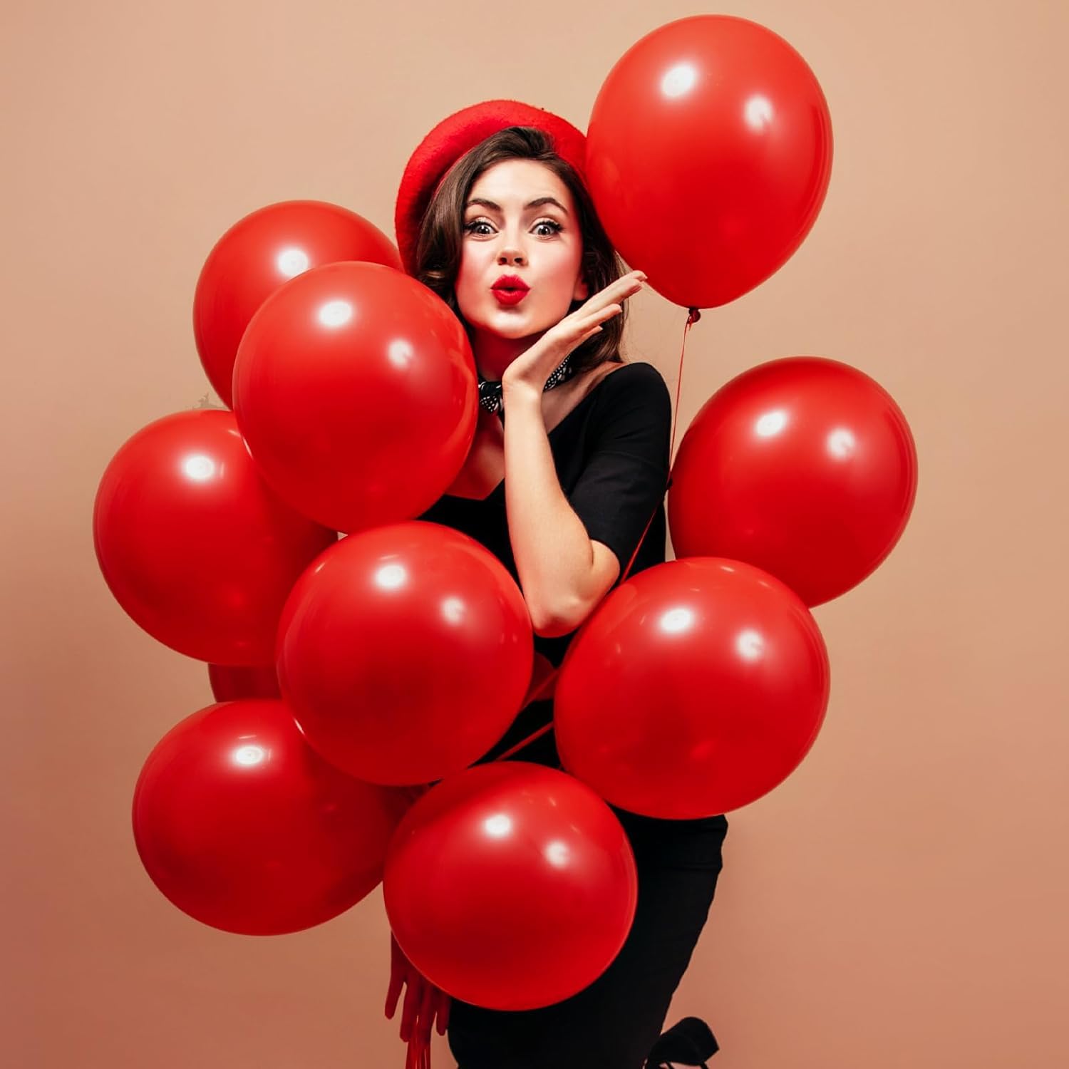 RUBFAC Ruby Red Balloons Different Sizes 105pcs 5/10/12/18 Inch Dark Red Christmas Balloon Garland Kit for Wedding Valentine's Day Birthday Party Supplies Bridal Shower Decorations