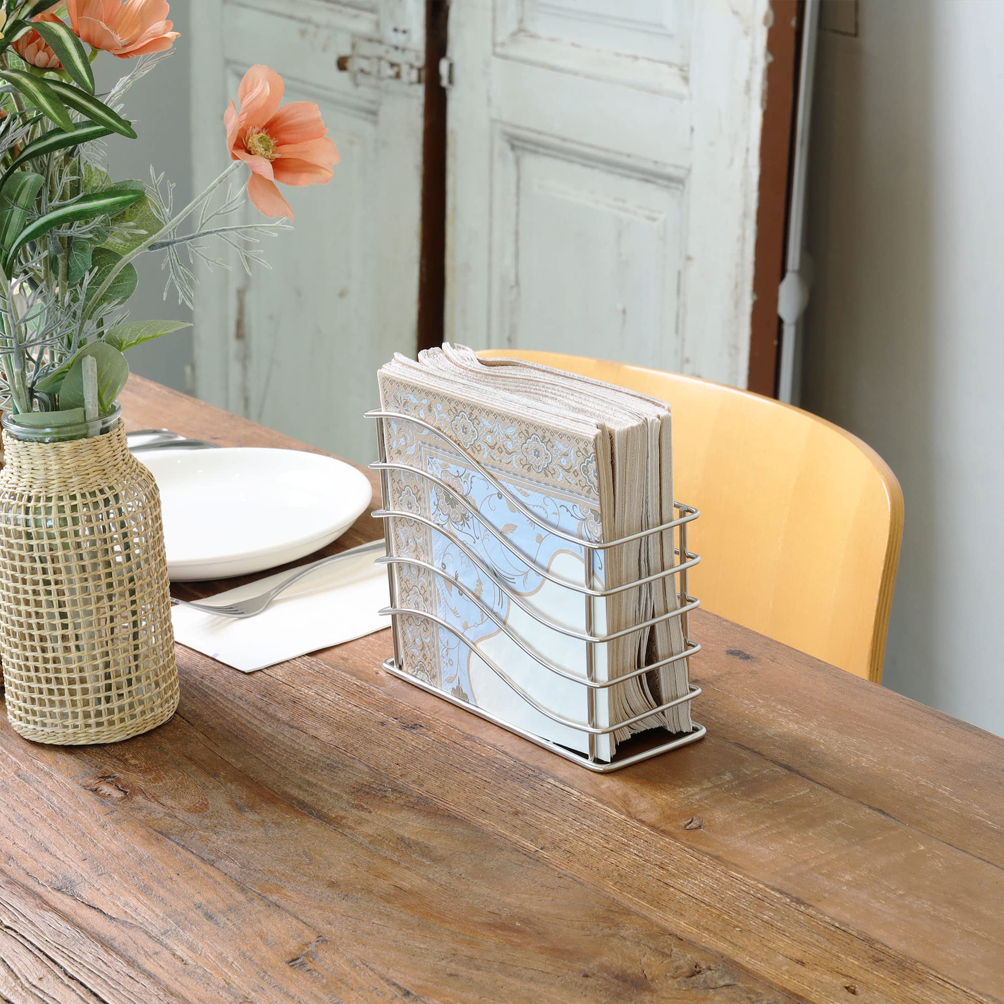 LEVIMETREE Silver Napkin Holder - Napkin Holders for Tables Modern Serviette Holder Tissue Dispenser Perfect for Outdoor Events - Decorative Clear Cocktail Napkin, servilleteros para mesas