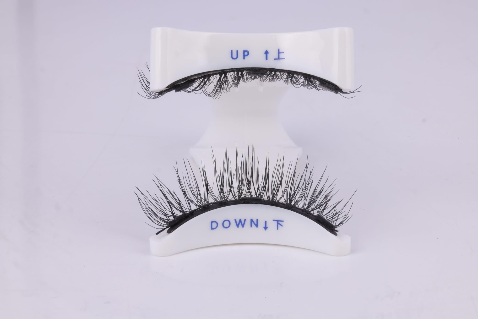 PHKERATA Magnetic Eyelashes 3D Natural Look Magnetic Lashes without Eyeliner, Reusable Magnetic Eyelashes with Applicator No Glue, Easy to Wear