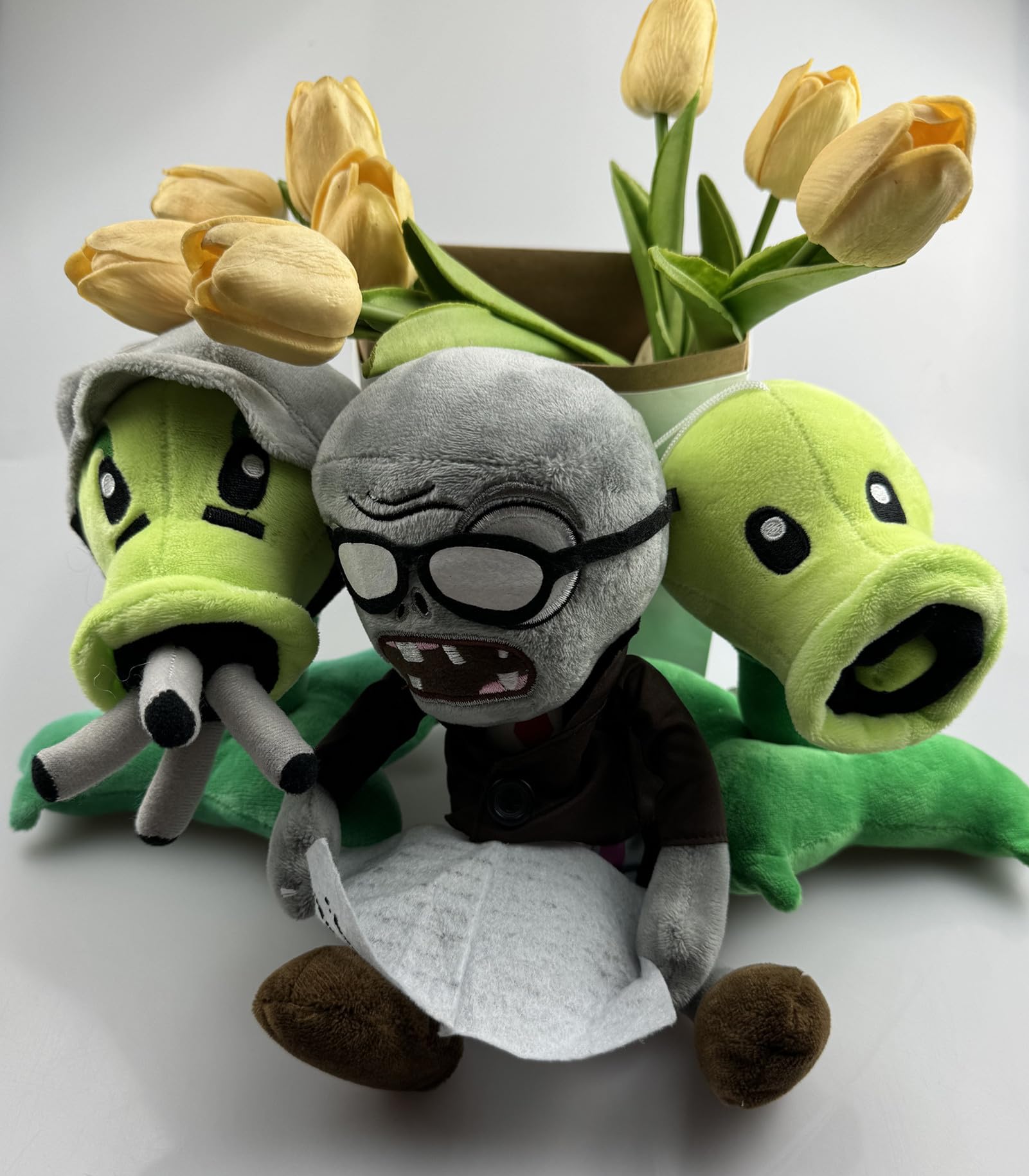 JHESAO 3 PCS Plants and Zombies Plush Plants Sets Zombies Toy Pea, 1 2 Stuffed Soft Gatling Pea Doll, Newspaper Zombie PVZ Plush Figure Doll New