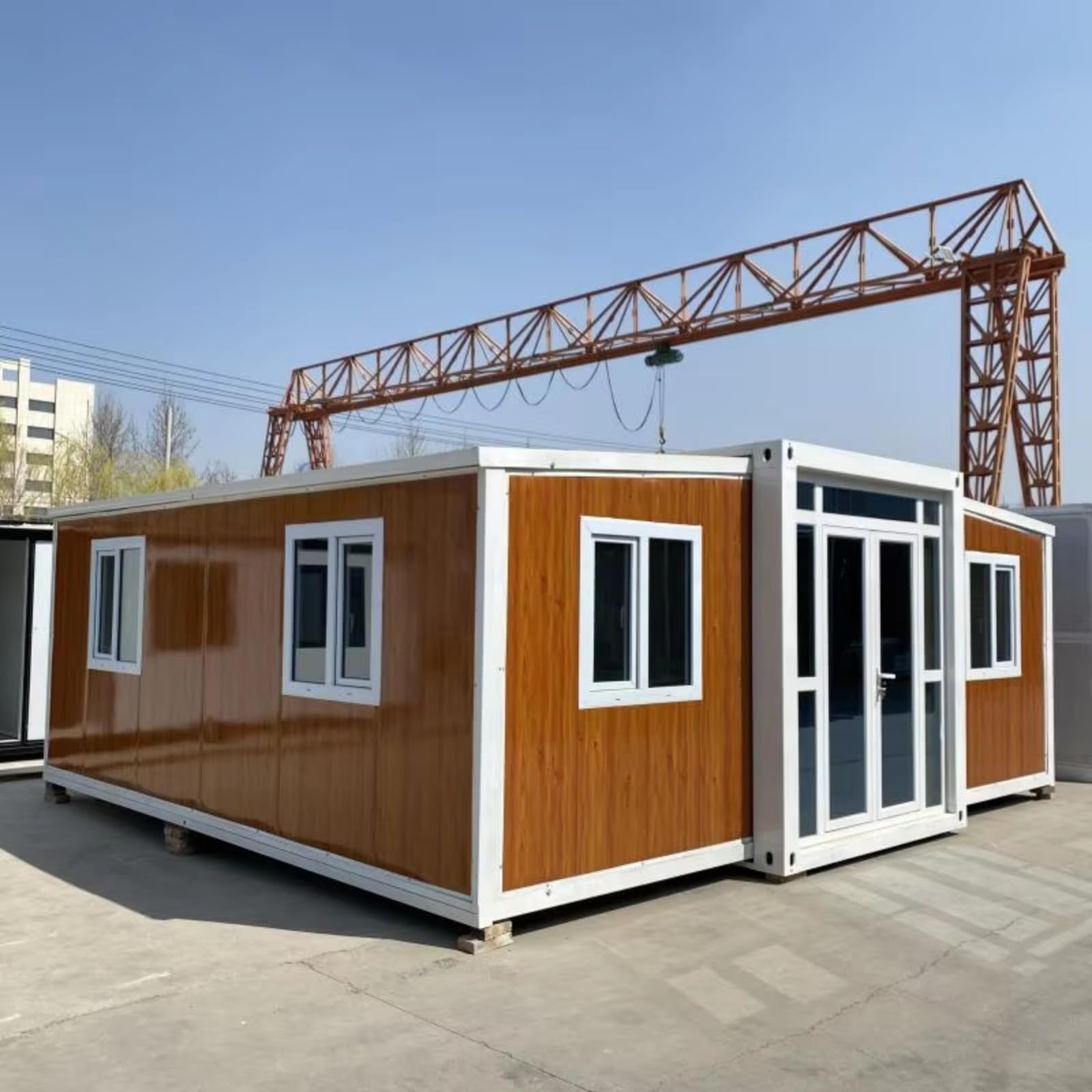 Portable 3 Bedroom Expandable Container HouseāPrefabricated Design for Easy Setup and Mobility, Ideal for Temporary Office Spaces and Recreational Living