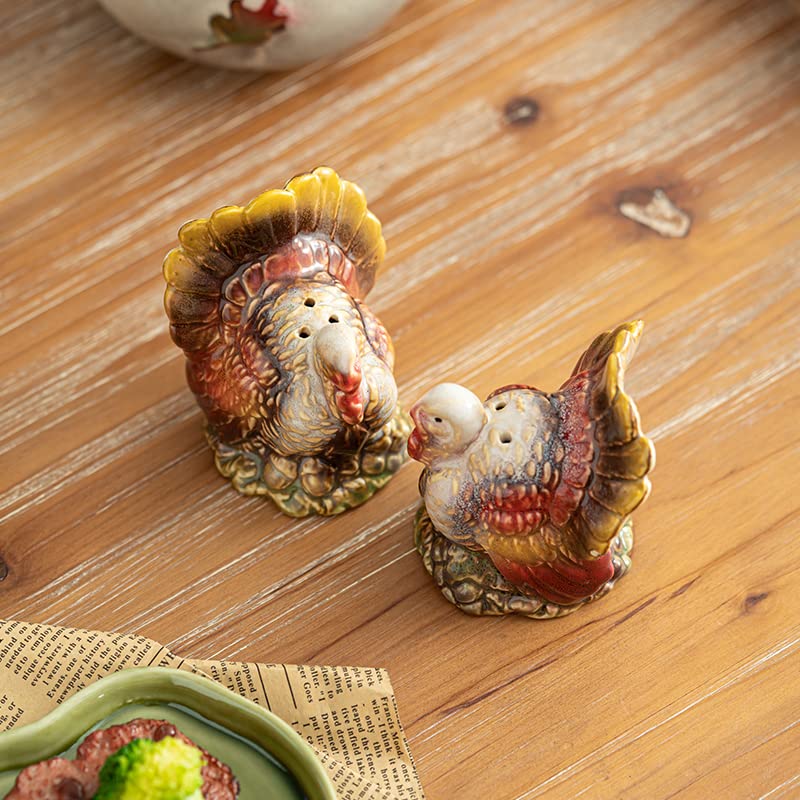 YINYUEDAO Salt & Pepper Shaker Turkey Shape, Suitable for Kitchen, Camp, Grill, Spices, Seasoning - Lovely Farmhouse Kitchen Decoration (2 psc)