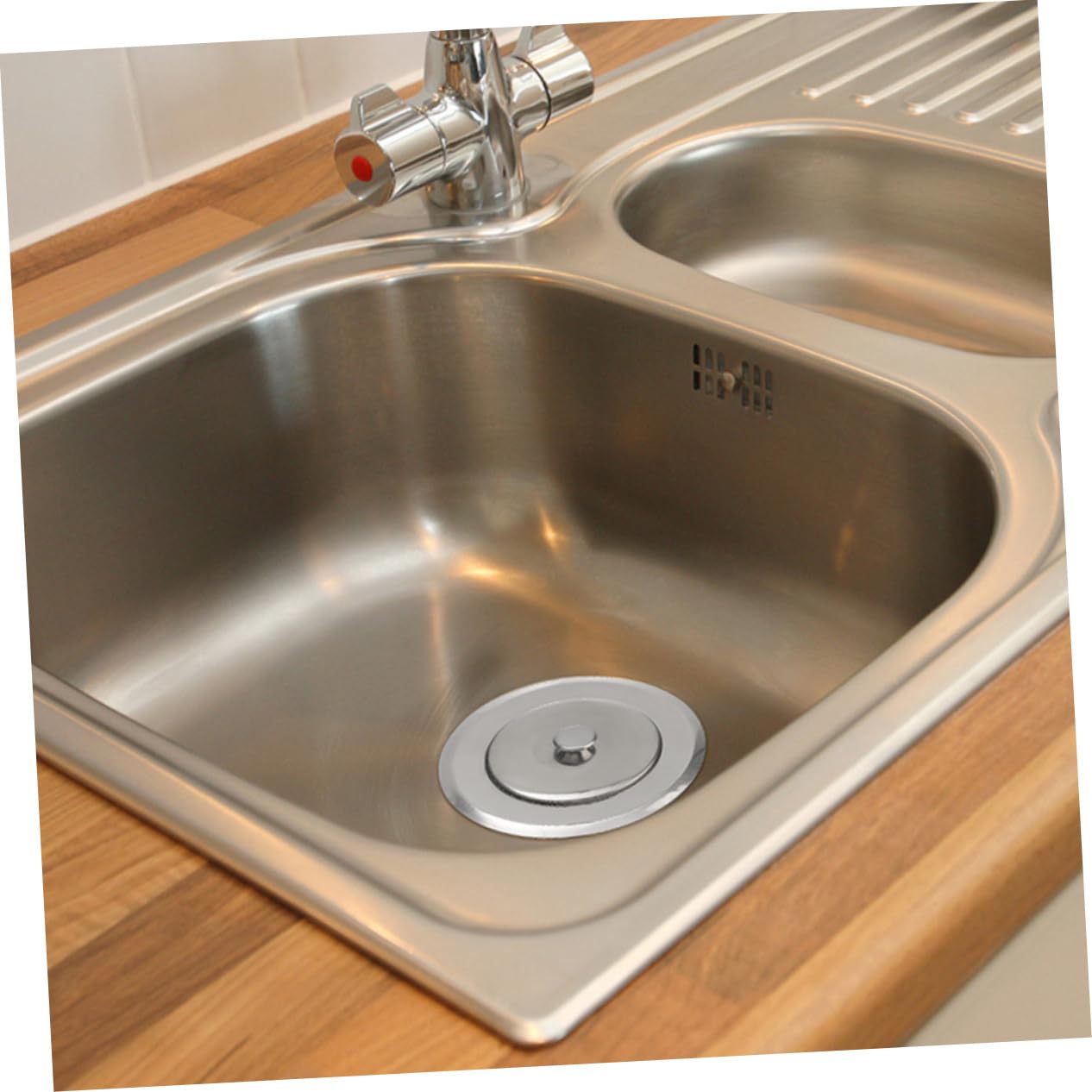 WHAMVOX 1 Set Kitchen Sink Drain Strainer and Stopper with Wide Rim for Standard Sinks Includes Mesh Strainer and Stopper for Effective Clogging Prevention