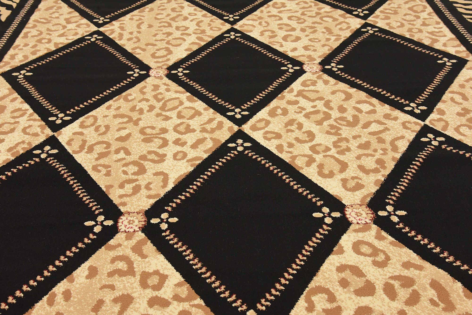 Unique Loom Wildlife Collection Animal Inspired with Tiger Bordered Design Area Rug, 9 ft x 12 ft, Light Brown/Black