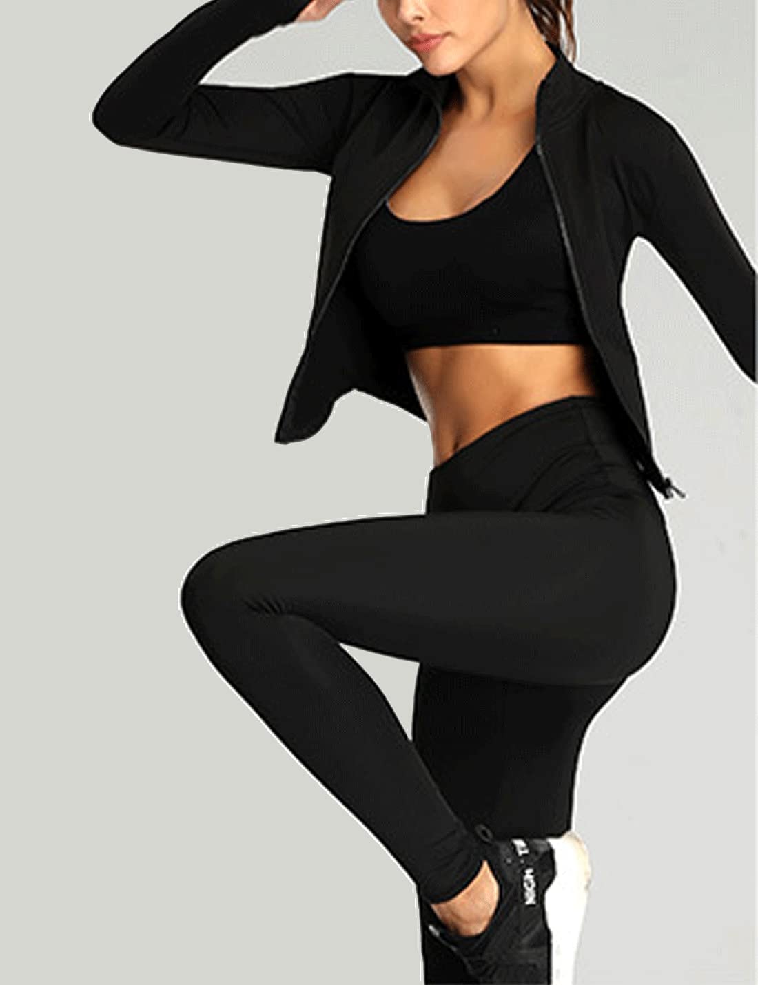 Gnveub Women’s Sports Running Jacket Slim Fit Stretchy Full Zip Athletic Workout Lightweight Jacket with Thumb Holes(Black,XL)