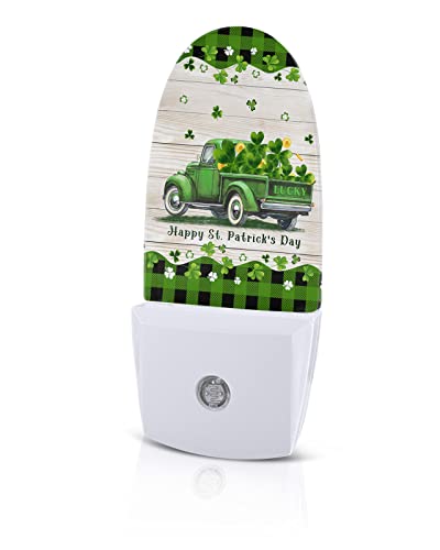 St. Patrick's Day Night Light, LED Plug in Night Light, Green Buffalo Plaid Truck Lucky Clover Gold on Wood Night Lights with Dusk to Dawn Sensor Decorative Kids/Adults Nightlight for Bedroom Bathroom