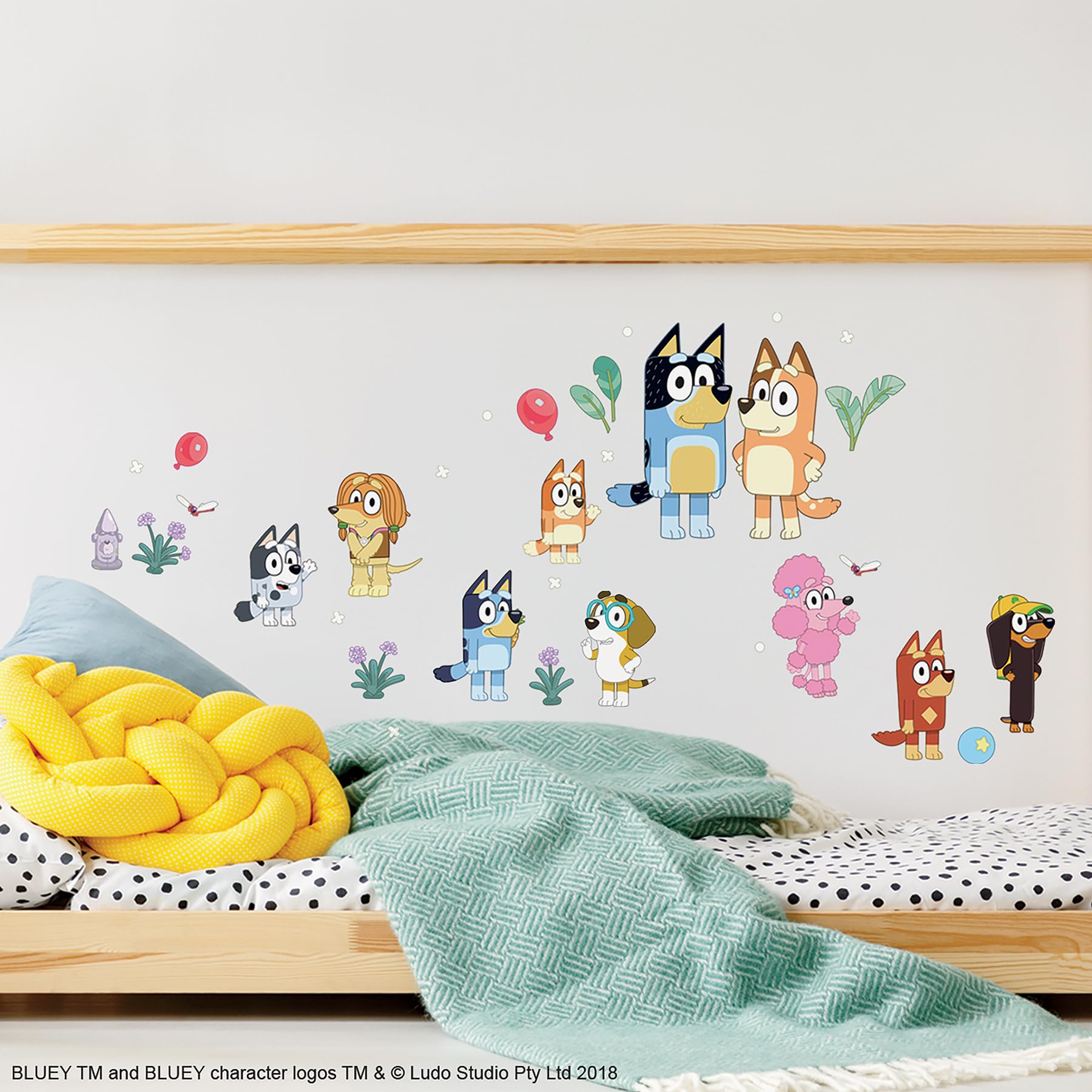 RoomMates Bluey Family and Friends Peel and Stick Wall Decals, RMK5457SCS