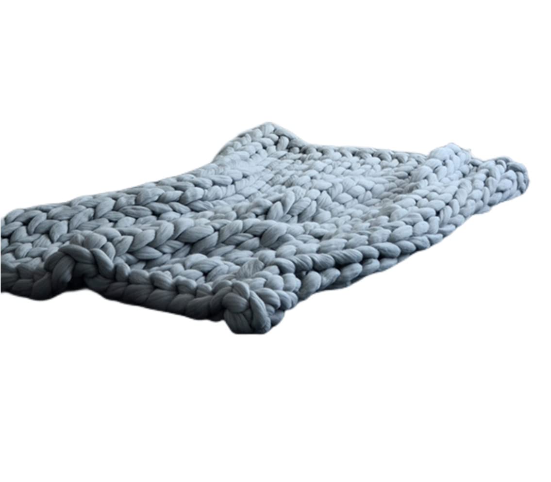 Giant Wool Yarn Chunky Arm Knitting Super Soft Wool Yarn Bulky Wool Roving (250g/0.55 lbs, Light Grey)