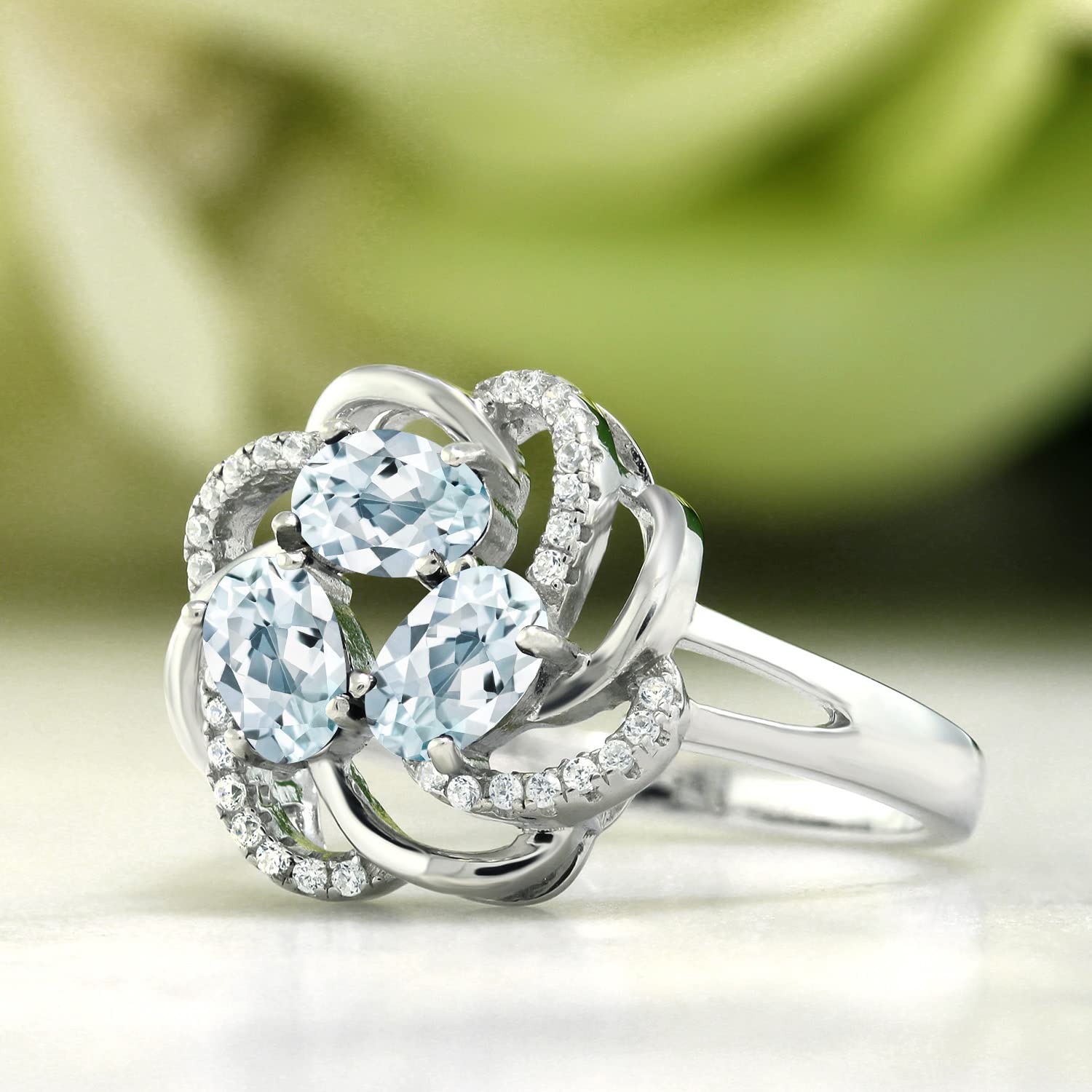 Gem Stone King 925 Sterling Silver Sky Blue Aquamarine Ring For Women (1.87 Cttw, Oval 6X4MM, Gemstone March Birthstone, Available In Size 5, 6, 7, 8, 9)