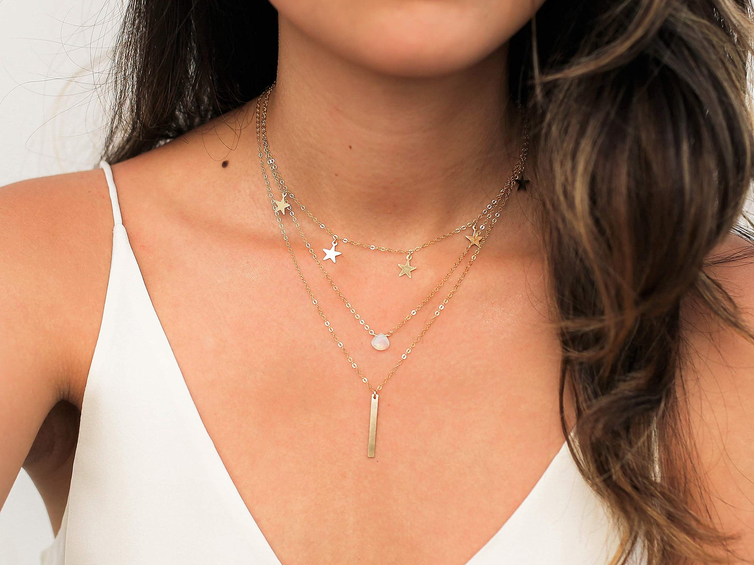 Fremttly Star Choker Necklaces, Dangling Gold Choker Necklace Summer Beach Boho Necklaces Aesthetic Necklace Gift for Women