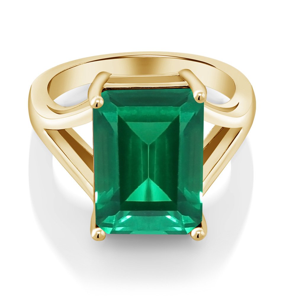 Gem Stone King 18K Yellow Gold Plated Silver Green Simulated Emerald Solitaire Ring For Women (6.50 Cttw, Available In Size 5, 6, 7, 8, 9)