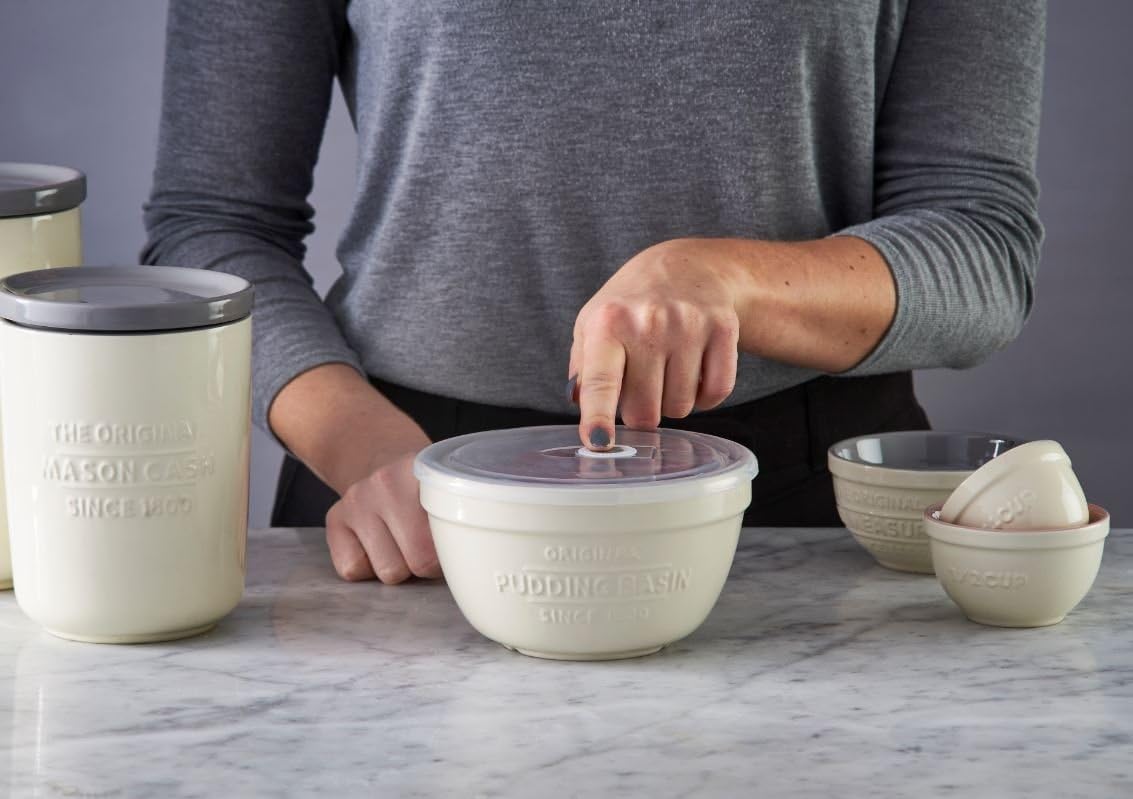 Mason Cash Innovative Kitchen All Purpose Bowl With Lid, off-white, 16 x 16 x 9 cm