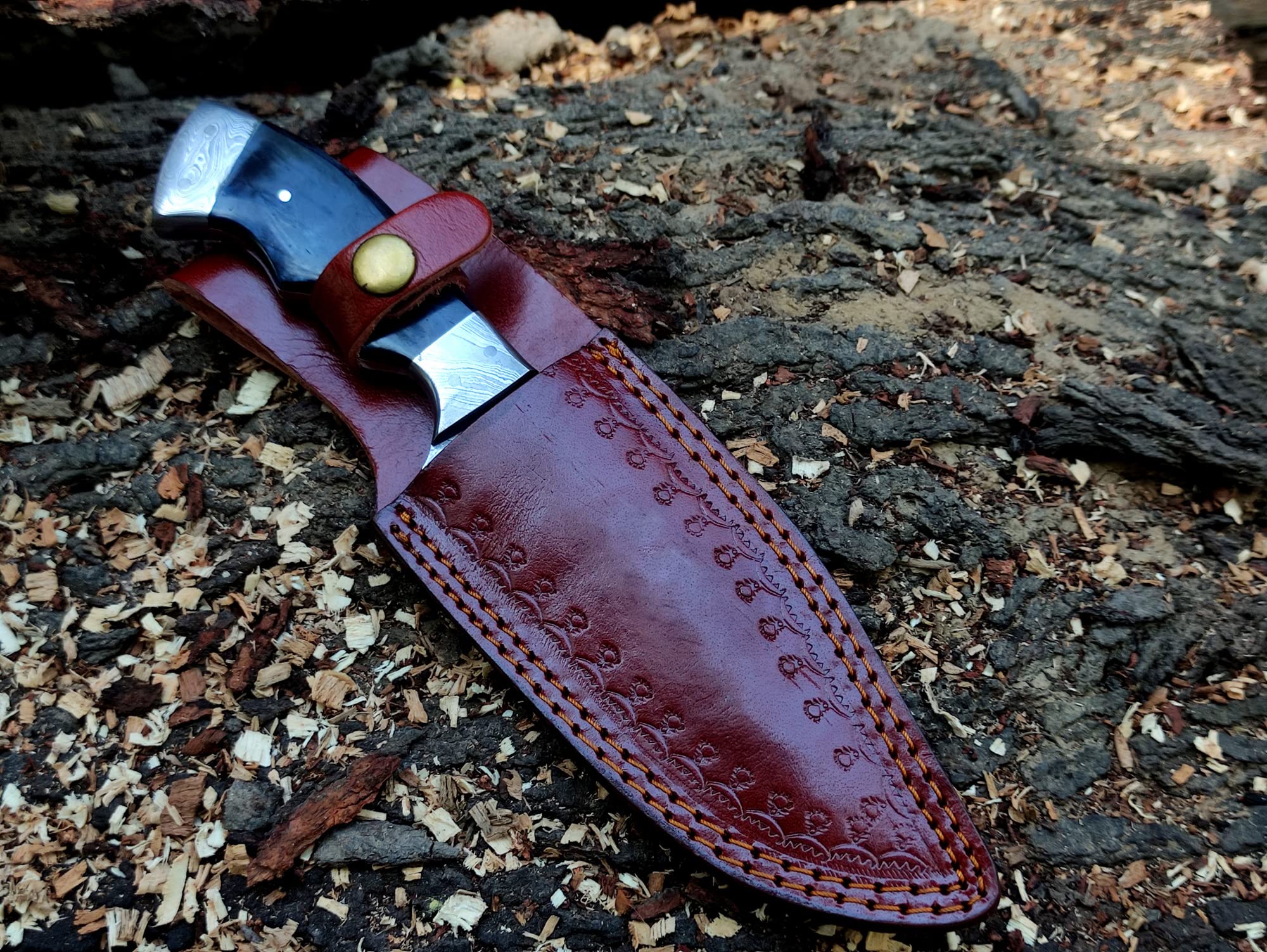 Handmade Damascus Hunting Knife with Sheath Full Tang Fixed Blade Skinning knife With Holster Buffalo Horn Handle 9.00" JNR-4160