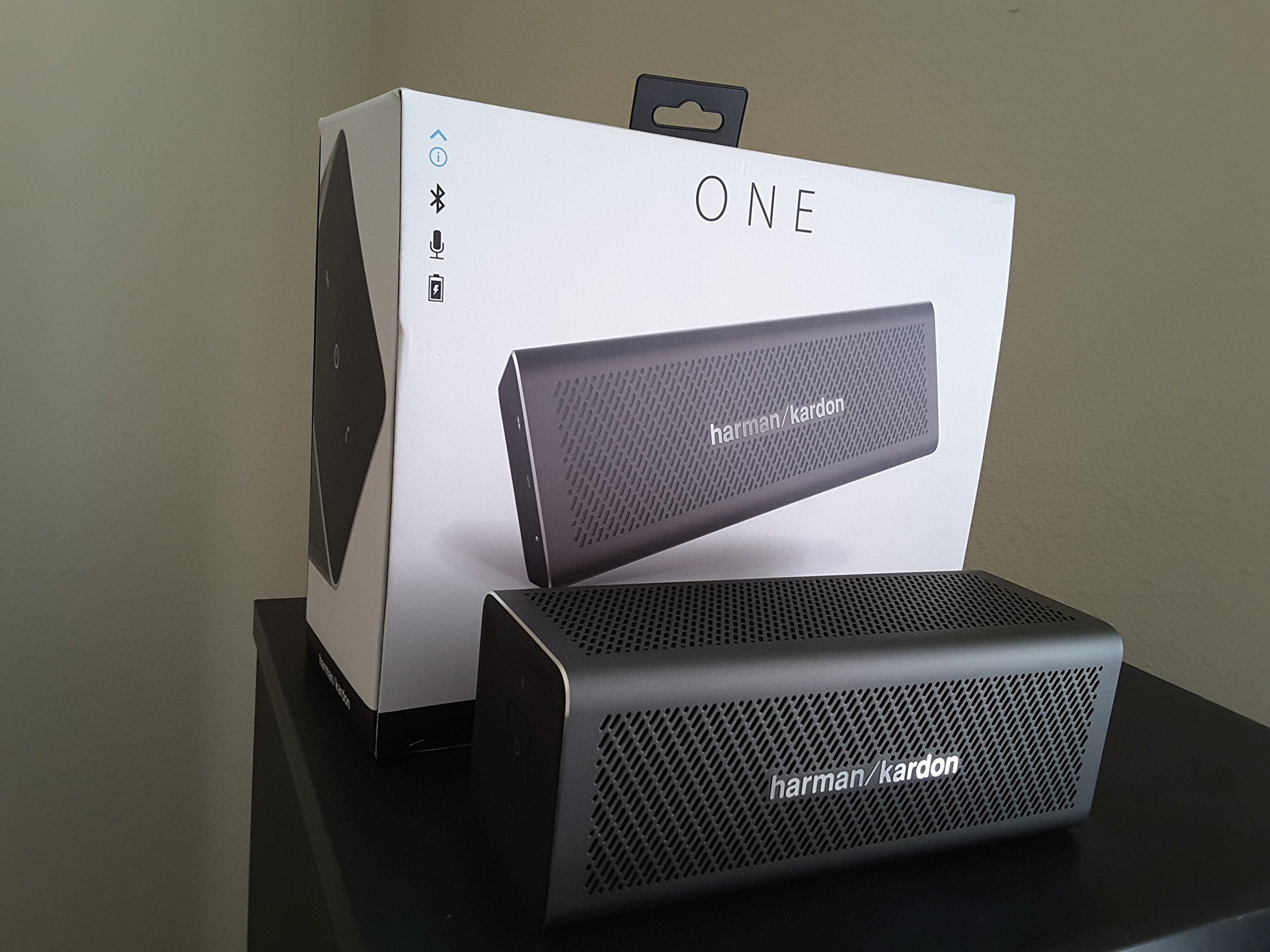 Harman Kardon One Portable Bluetooth Speaker Black