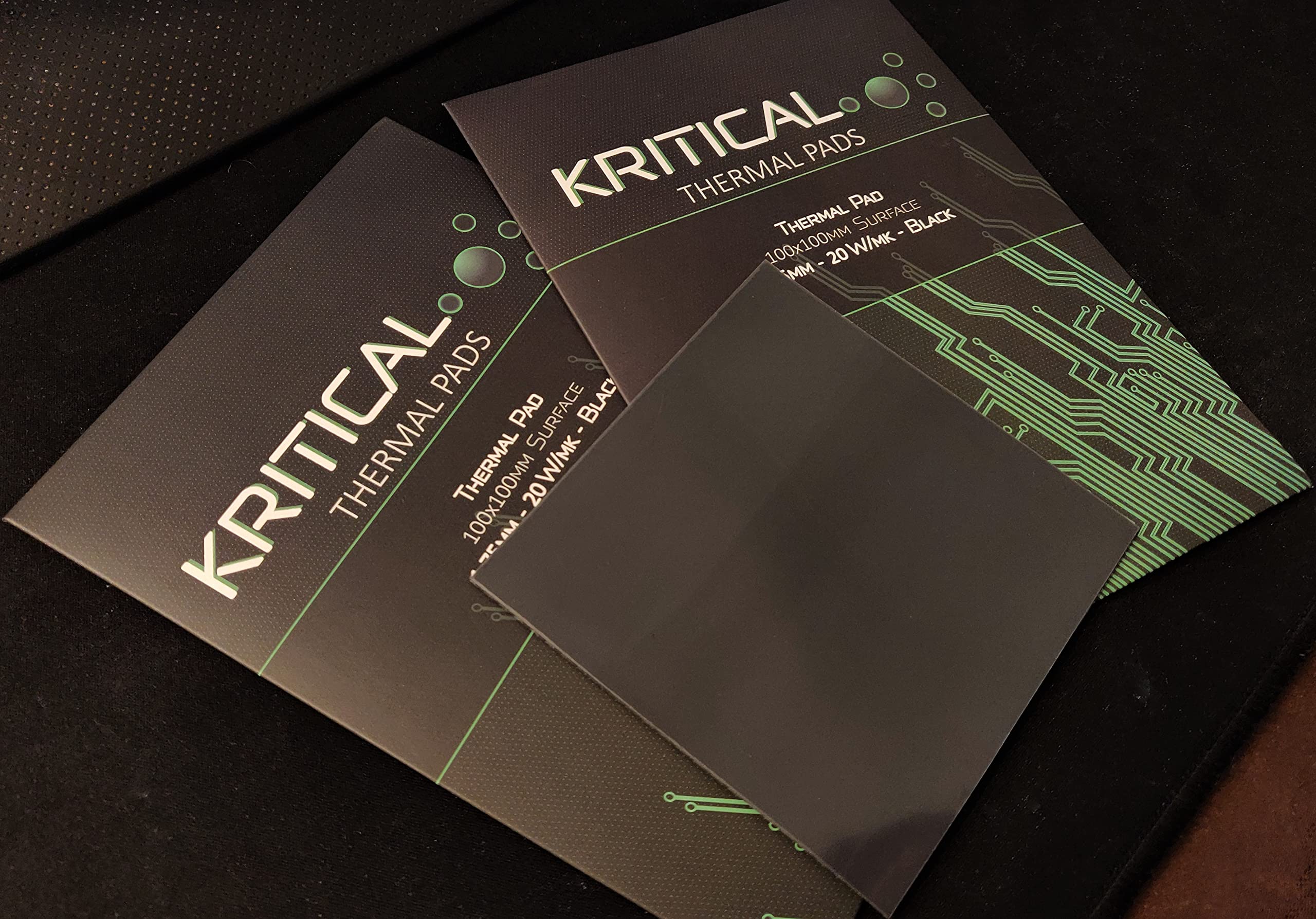 Kritical Thermal Black Pads - Extreme Conductivity (20 W/mK) - Designed specifically for GPU, CPU and othermicroelectronic (1.5 mm)