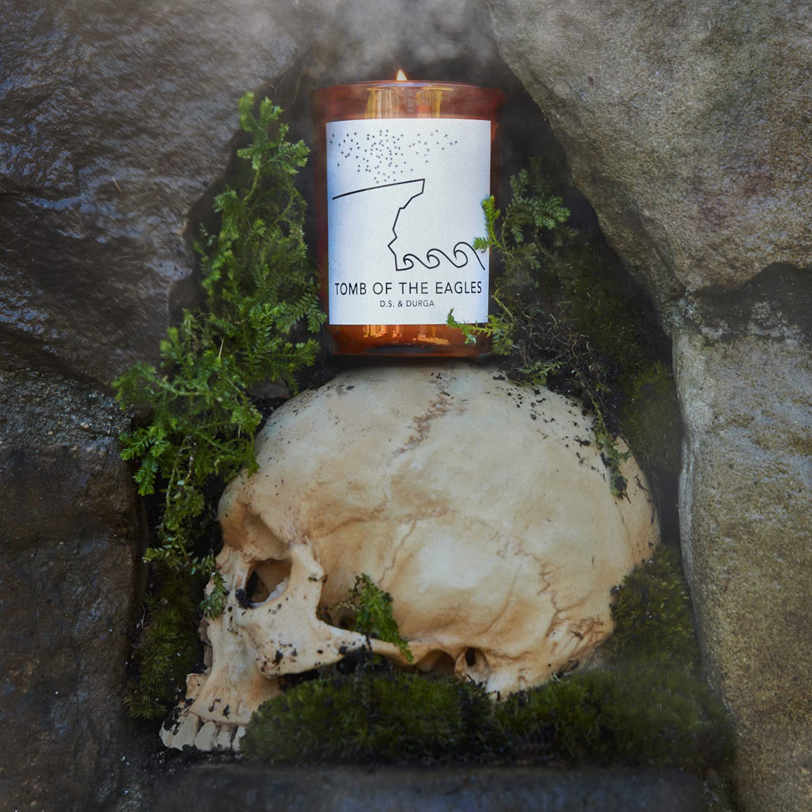 Tomb Of The Eagles by DS & Durga for Unisex - 7 oz Candle