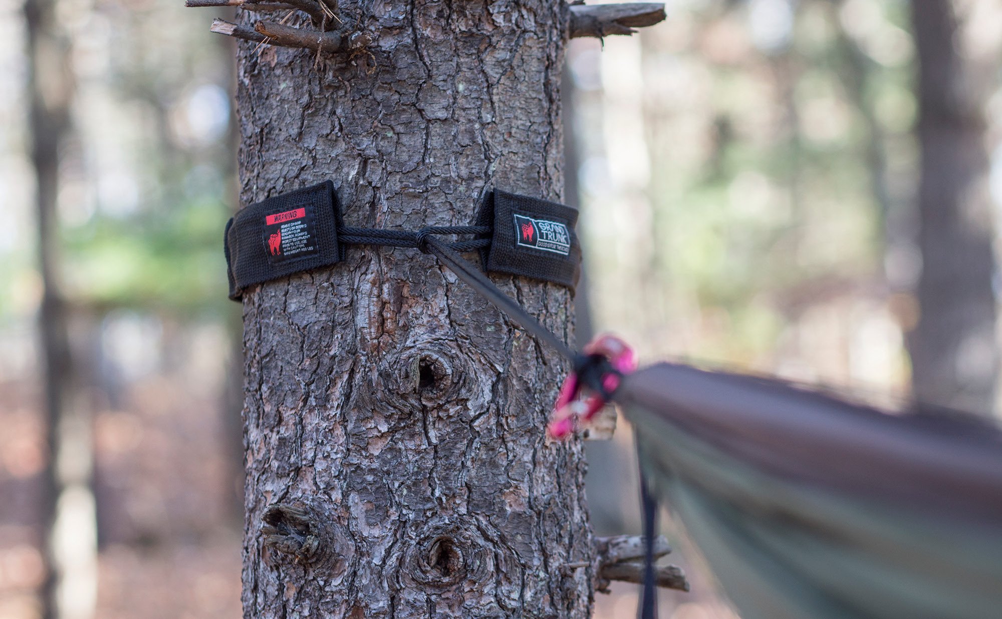 Grand Trunk Tree Slings Camping Hammock Hanging Kit - Quick and Easy Set-Up with Pre-Knotted Straps and Tree-Friendly Trunk Sleeves - Perfect for Backpacking, Hiking or Just Relaxing in The Backyard