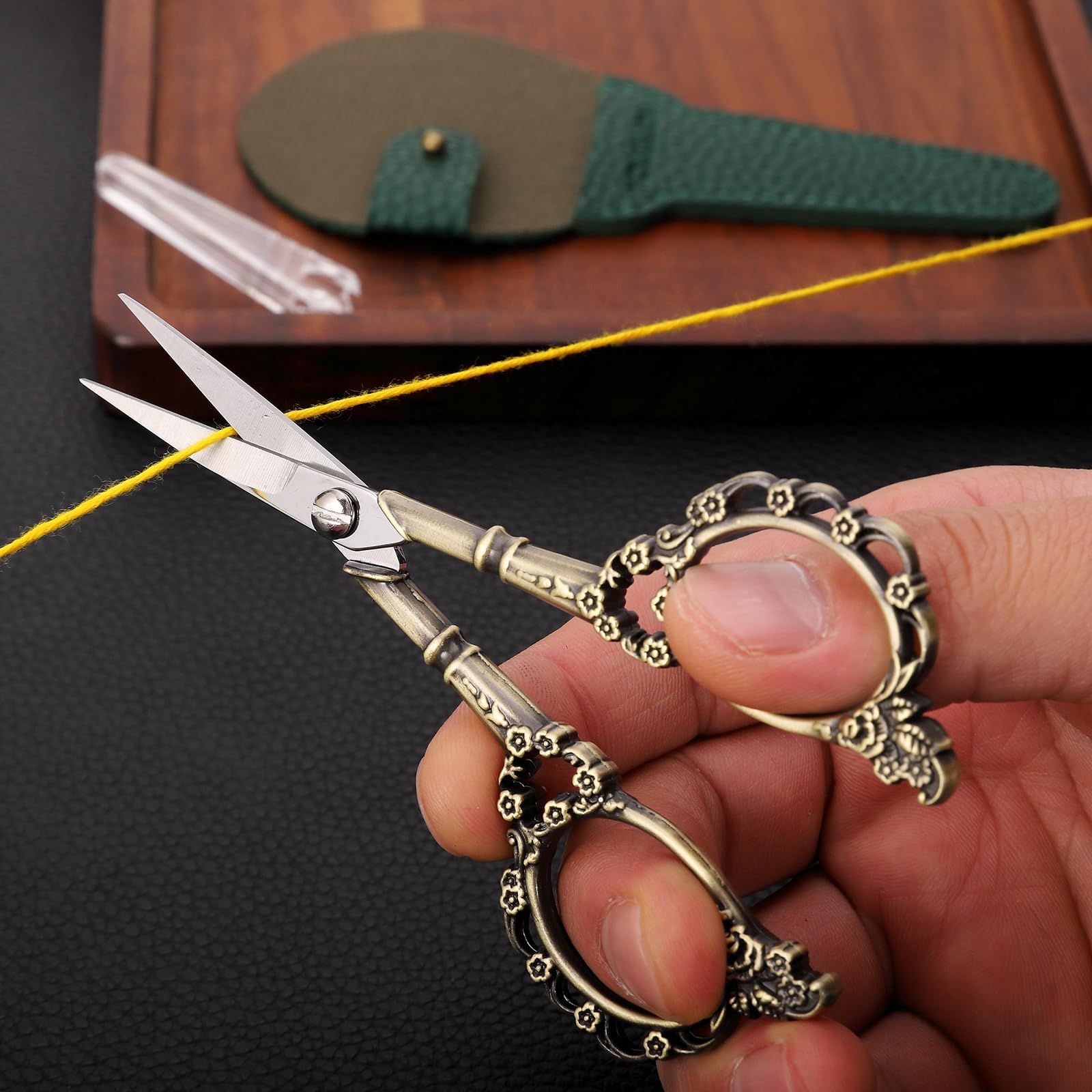 YOUGUOM Knitting Scissors with Case, Crochet Scissors Threading Sewing Shears for Embroidery Craft Artwork Needlepoint, Bronze Little Snips