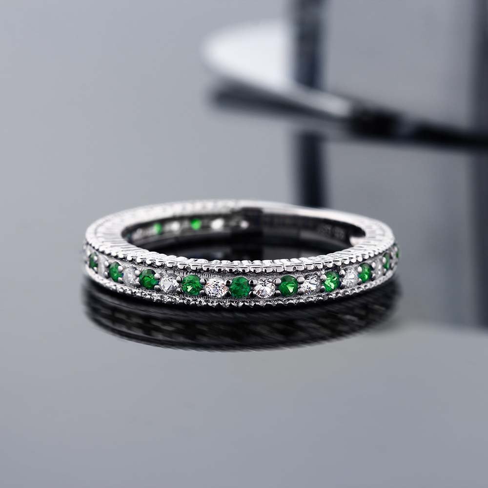 Gem Stone King 925 Sterling Silver Green Simulated Emerald and White Created Sapphire Ring | Anniversary Wedding Band Ring For Women | 0.48 Cttw | Available In Size 5, 6, 7, 8, 9