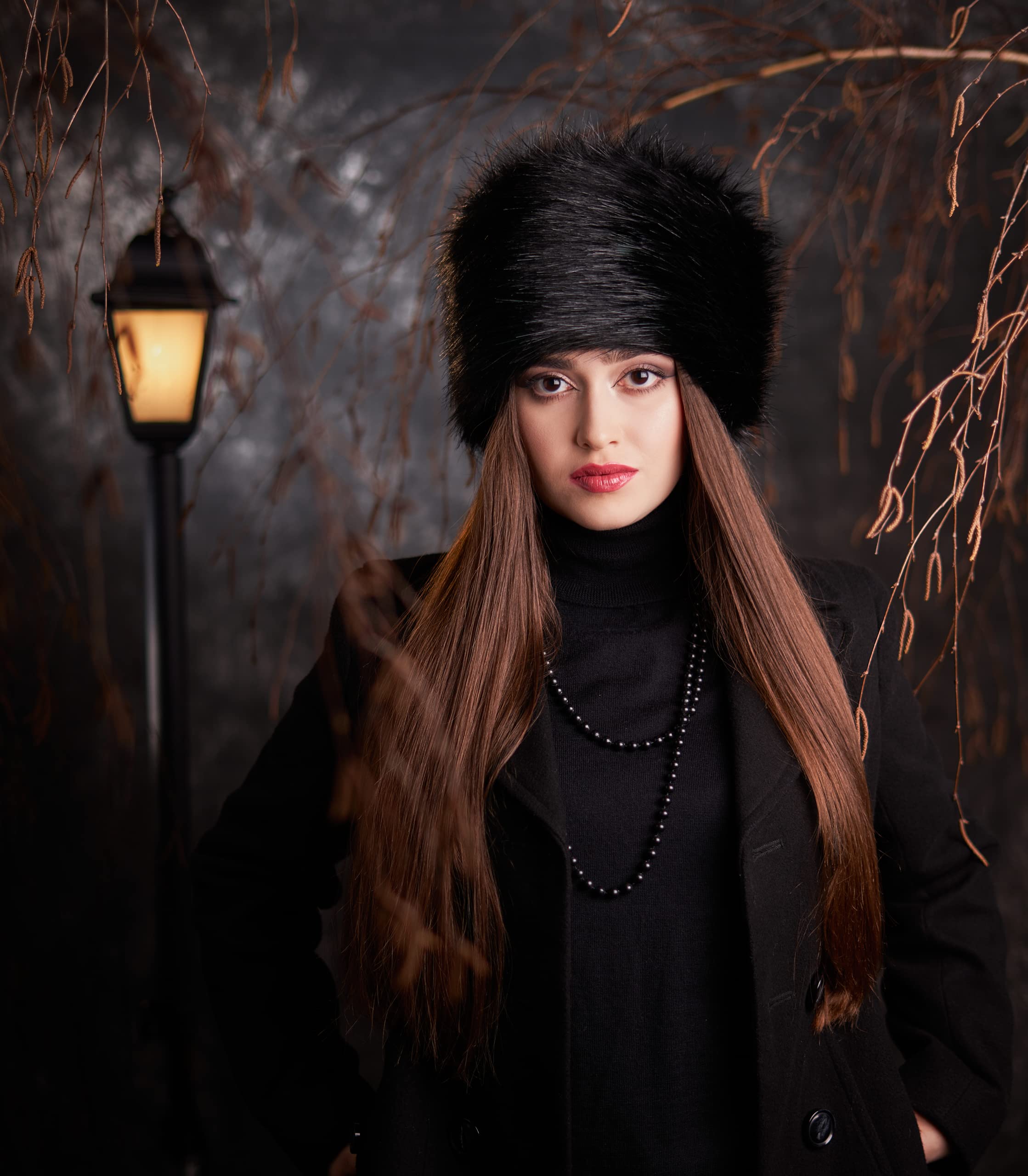Futrzane Classic Cossack Hat - Faux Fur Hats for Women - Warm Furry Russian Hat (M, Black Classic)