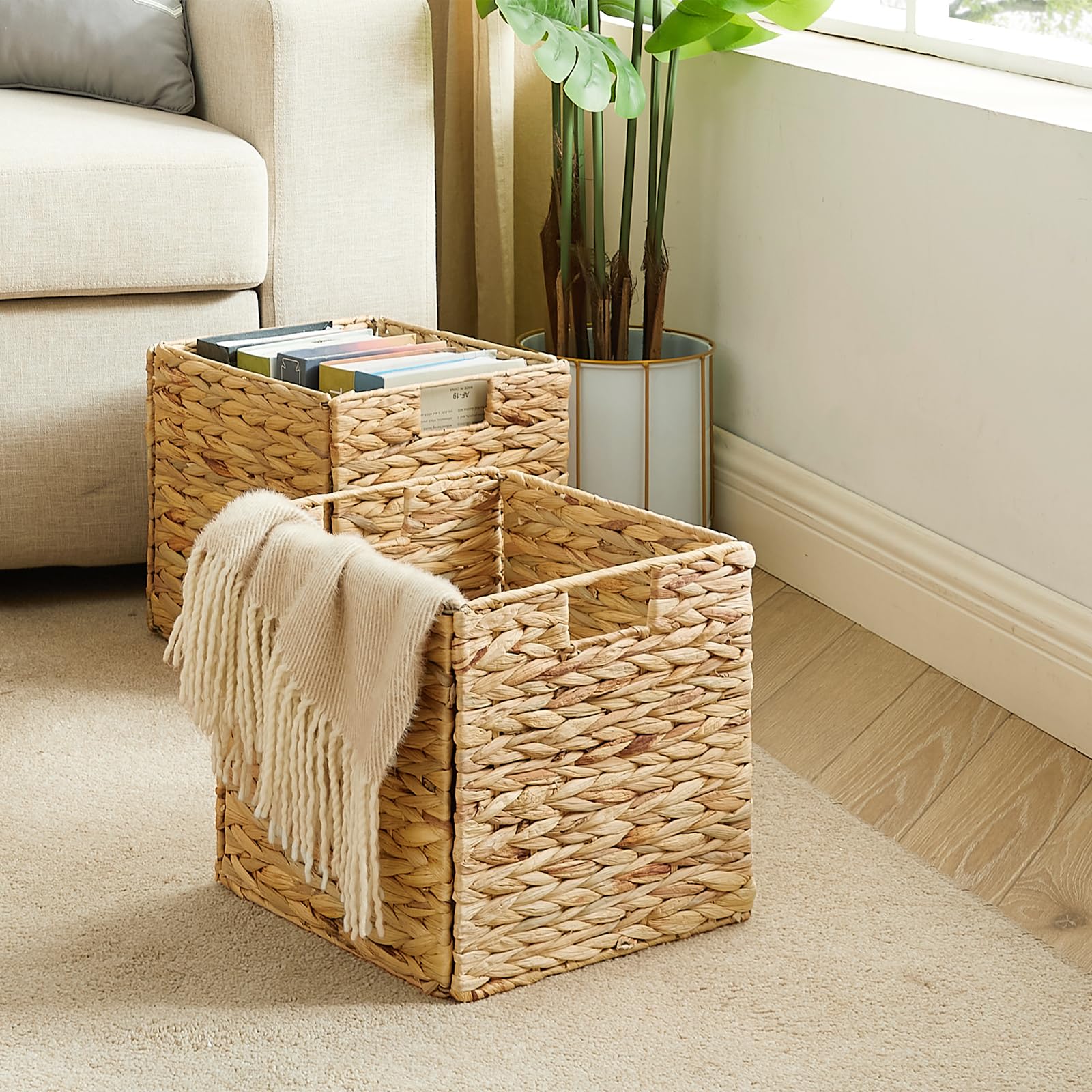 Vagusicc Storage Basket, Set of 2 Handwoven Water Hyacinth Storage Baskets, Foldable Wicker Storage Basket 9 Inch Cube Storage Bin for Shelves Laundry Organizer Square Shelf Baskets, 9''x9''x9''