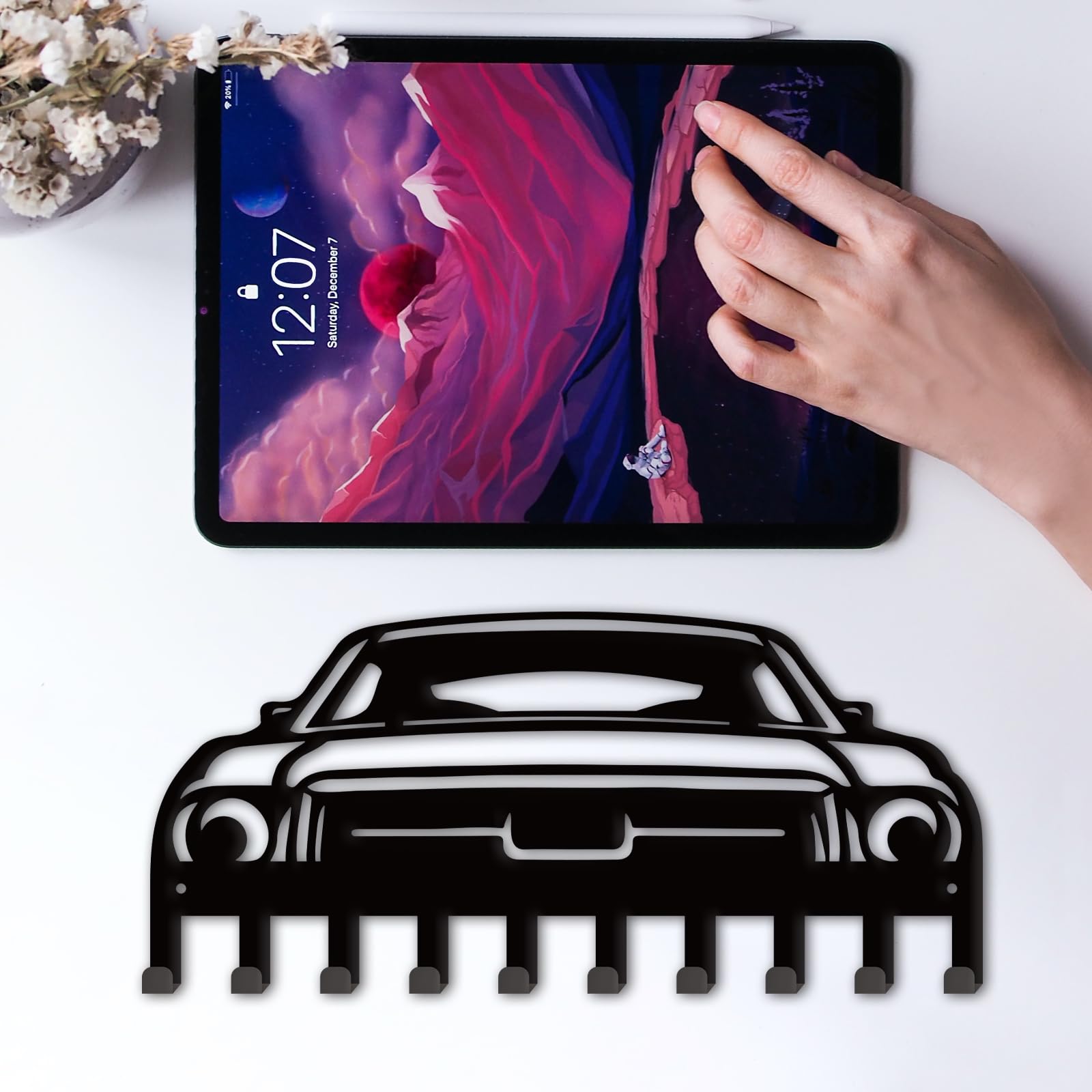 SUPERDANT Key Holder Car Theme Wall Mounted Key Hooks for Wall Decorative with 10 Hooks Black Metal Key Organizer Rack Hanger for Entryway Front Door Hallway Office Man Cave Decor