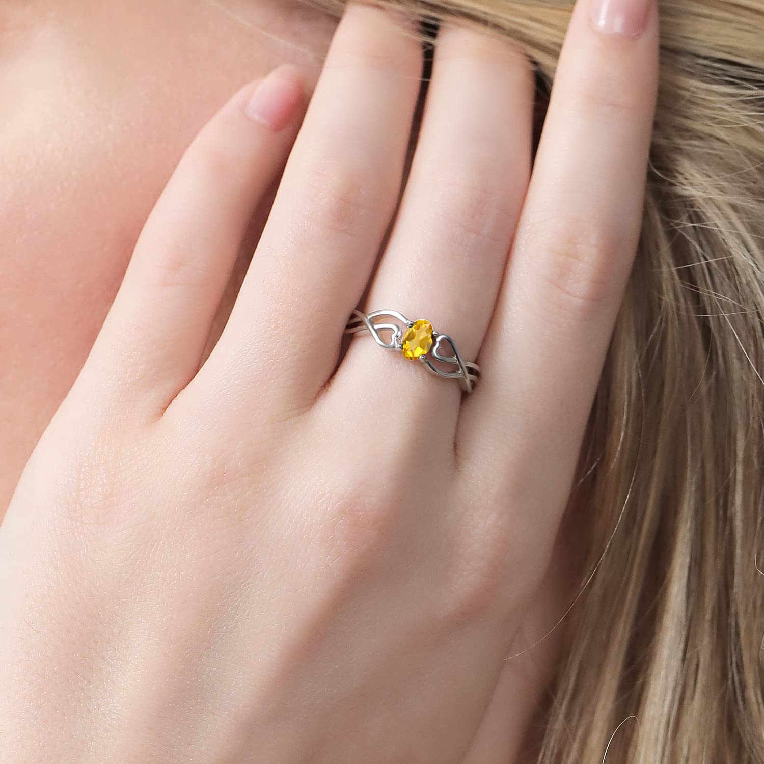 Gem Stone King 925 Sterling Silver Natural Citrine Women's Engagement Ring 0.40 Cttw Oval 6X4MM Gemstone Birthstone (Available 5,6,7,8,9) (Size 5)