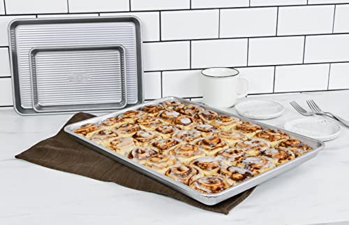 USA Pan Bakeware Half Sheet Pan, Warp Resistant Nonstick Baking Pan, Made in the USA from Aluminized Steel 17 1/4 x12 1/4 x1