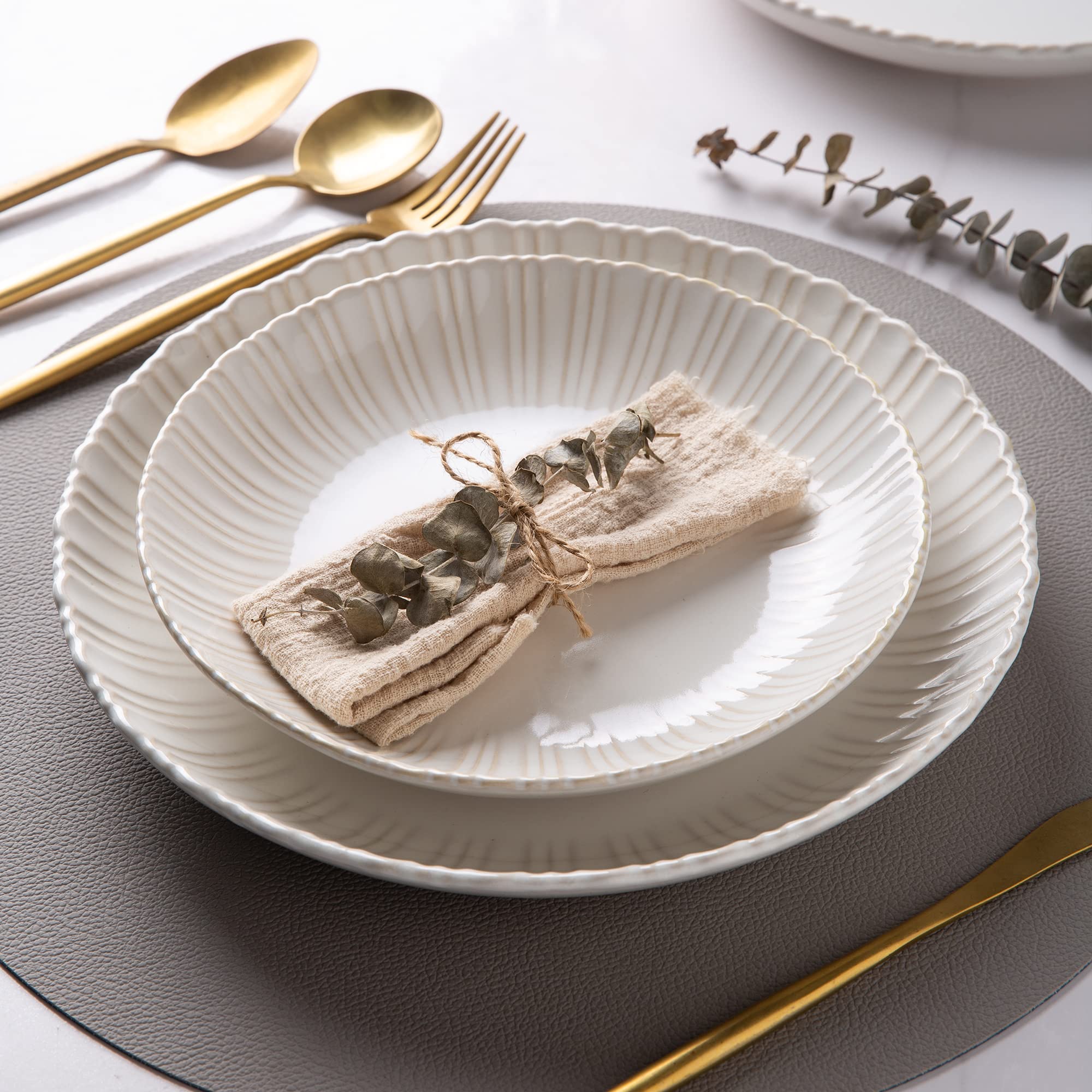 GBHOME Ceramic Dinnerware Sets, Elegant Stoneware Plates and Bowls Sets, Highly Chip and Crack Resistant | Dishwasher & Microwave Safe | Dishes Set