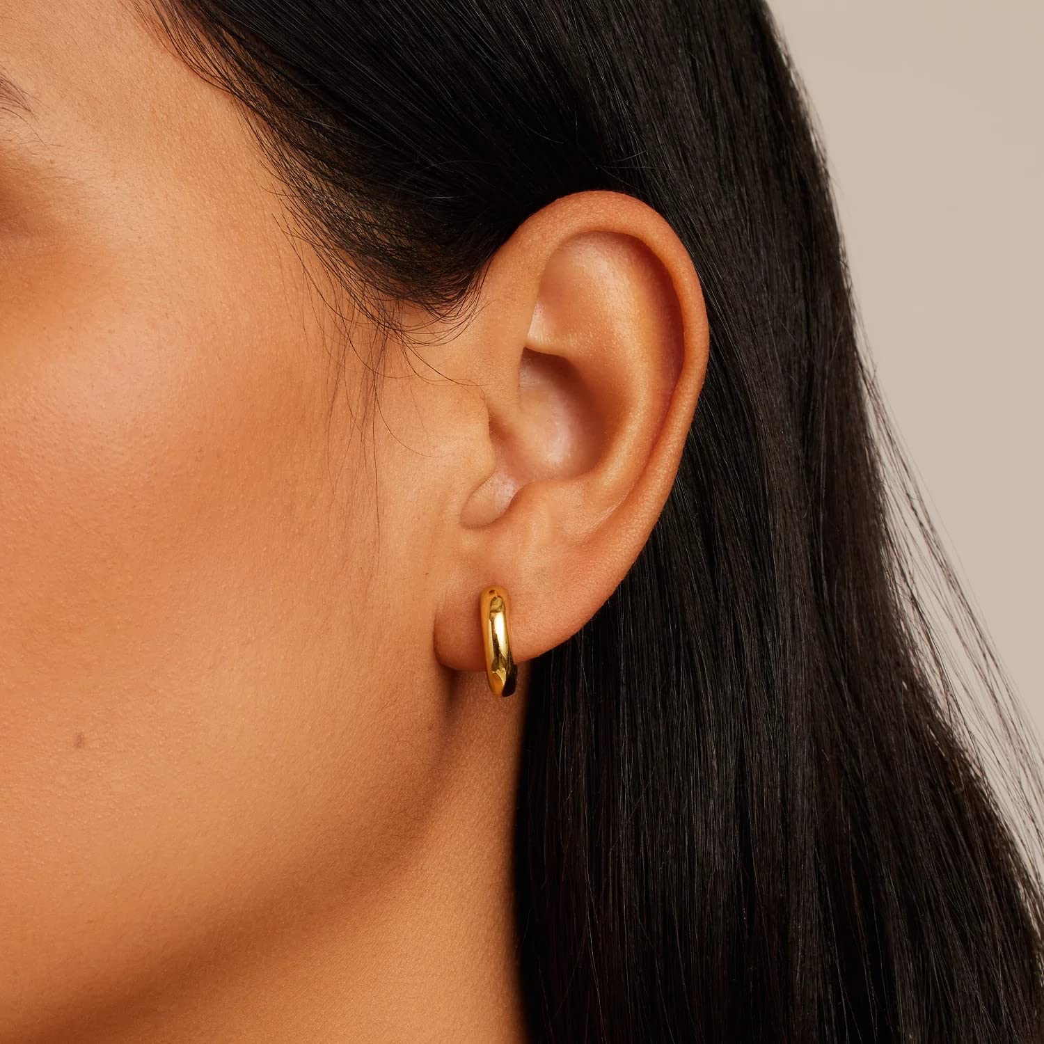 gorjana Women’s Lou Huggie Earrings, Small High Shine Chunky Hoops, 18K Gold Plated