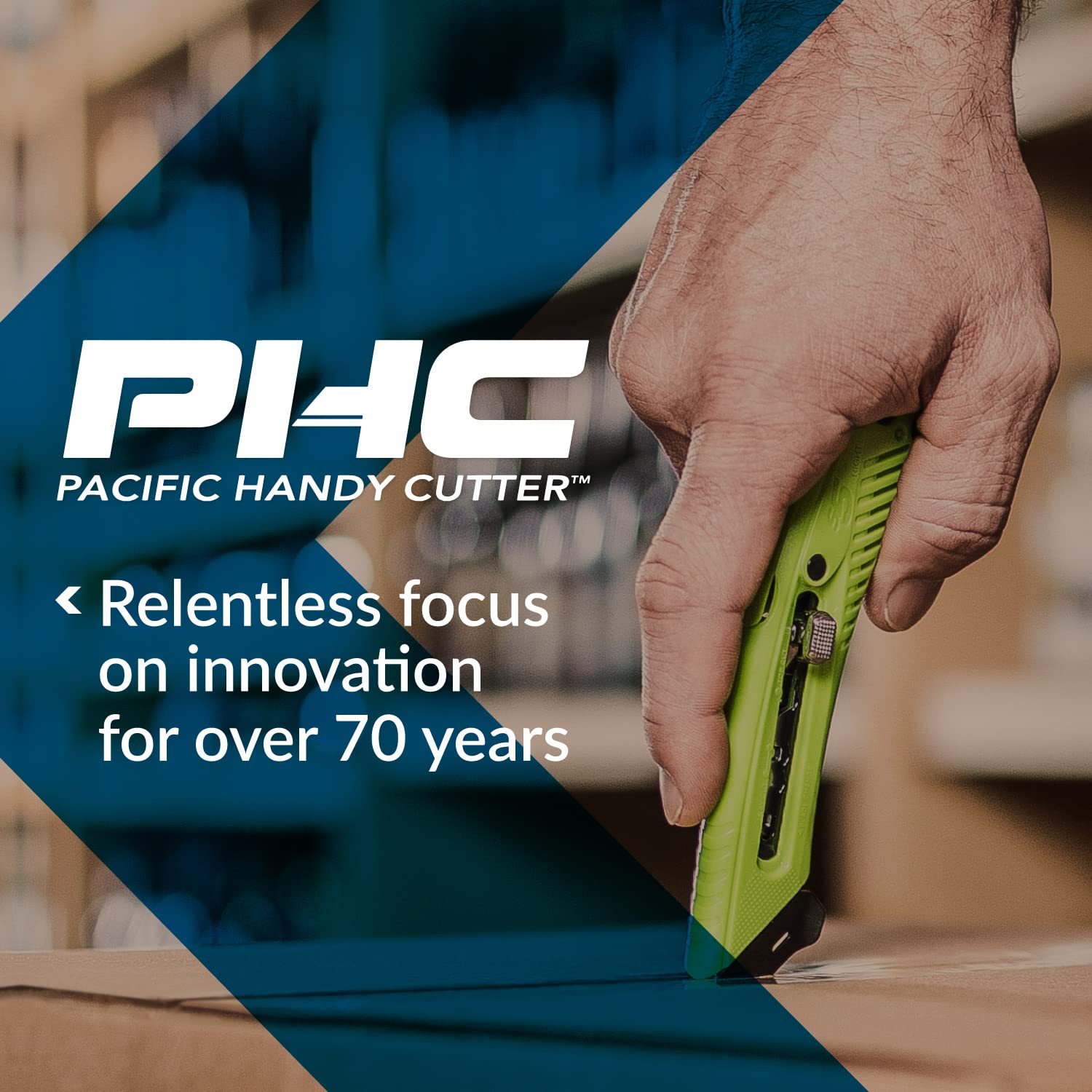 Pacific Handy Cutter S4R Safety Cutter, Retractable Utility Knife with an Ergonomical Design, Bladeless Tape Splitter, Steel Guard for Safety and Damage Protection, for Warehouse and In-Store Cutting , Green