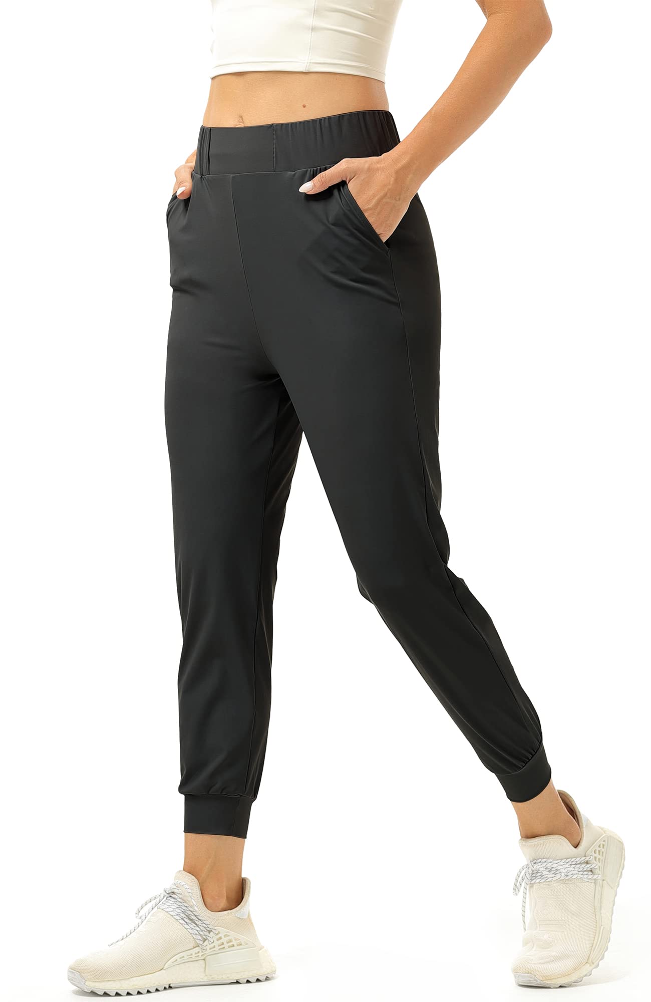 icyzone Lightweight Capri Joggers for Womens with Pockets Sun Protction UPF 50+ Workout Hiking Yoga Pants (Black, S)