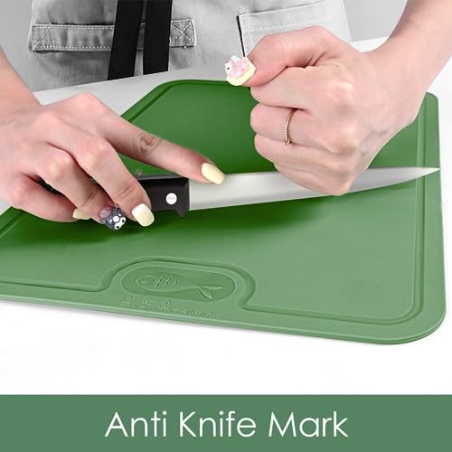 Gintan Flexible TPU Cutting Board with Knife and Juice Groove, BPA Free Flexible Chopping Boards for Kitchen Dishwasher Safe Easy Grip Handle(Dark Green)
