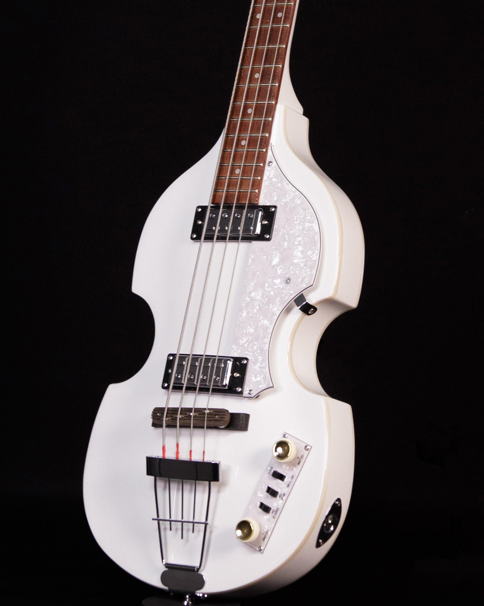 Ignition Pro Beatle Bass Pearl White