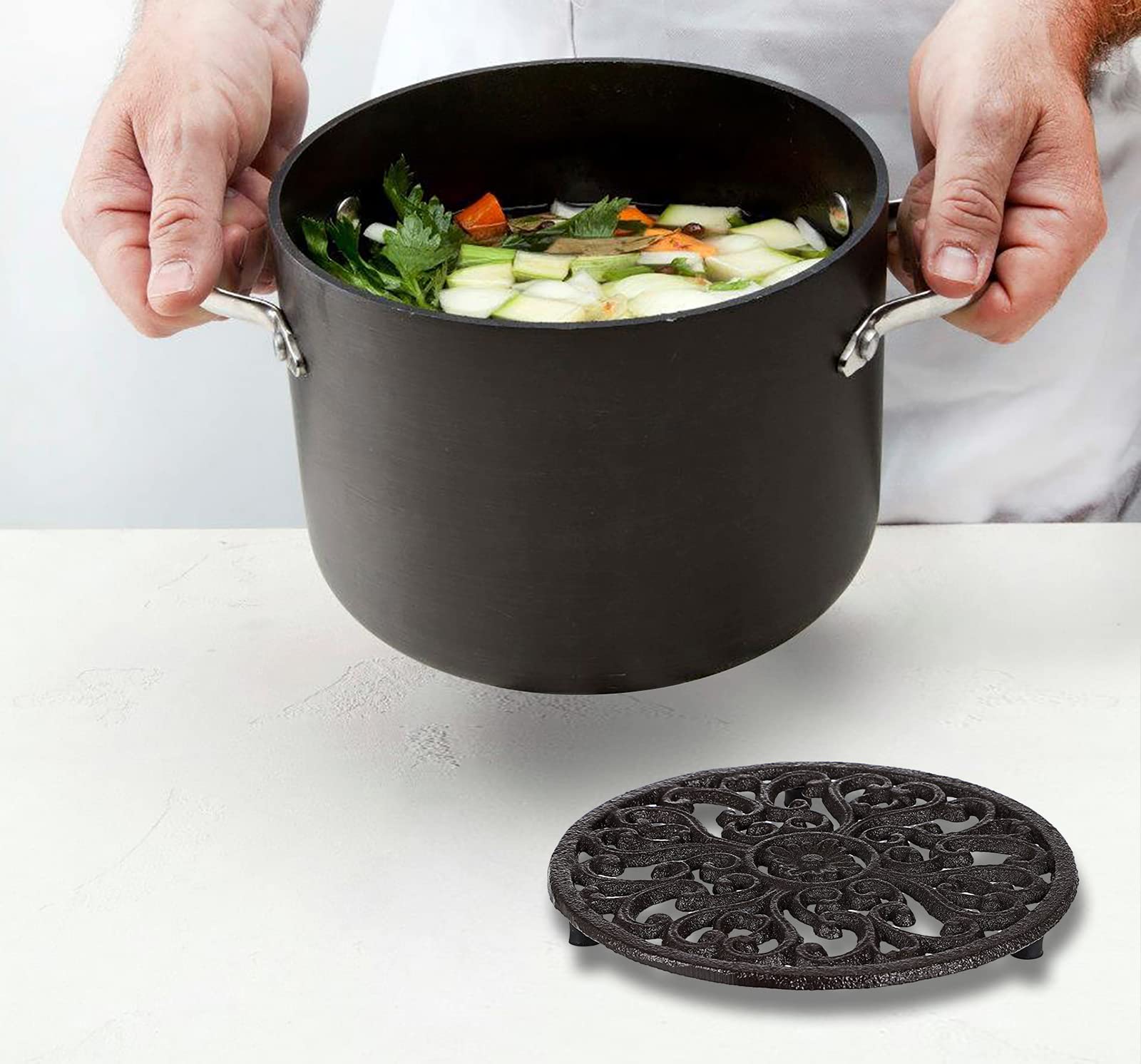 Sumnacon 1Pcs Round Cast Iron Trivet - 6.7 Inch Heat Resistant Iron Trivet for Hot Dish Pot Pan Plate Teapot, Rustic Cast Iron Hot Dish Plate Holder for Kitchen Dining Table Countertop Cooktop