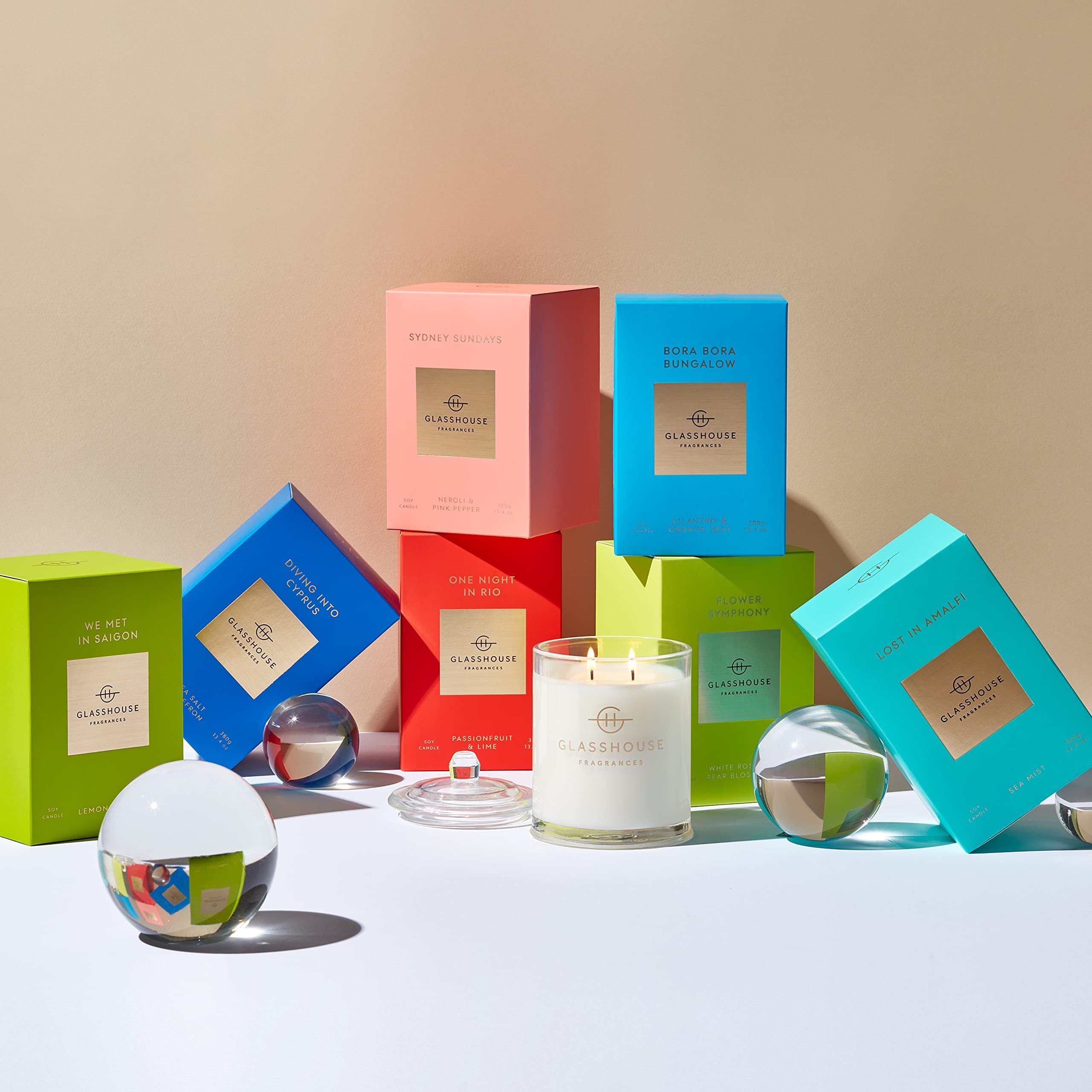 Glasshouse Fragrances A Tango in Barcelona Candle, Triple Scented Natural Soy Wax Blend & Glass Jar, 20 Hour Burn Time, Tuberose & Plum, 2.1 Oz (60g)