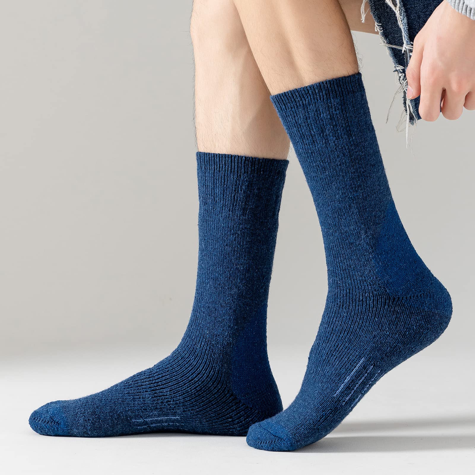 JORMATT Cushioned Merino Wool Hiking Socks for Men Women Thermal Heated Warm Crew Boot Sock 3 Pairs, Men's Shoe Size 7-11