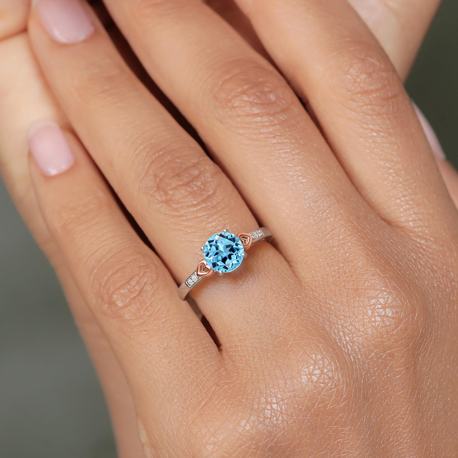 Gem Stone King 925 Sterling Silver and 10K Rose Gold Round Swiss Blue Topaz with Diamond Accent Engagement Ring For Women (1.41 Cttw, Gemstone Birthstone, Available In Size 5, 6, 7, 8, 9)