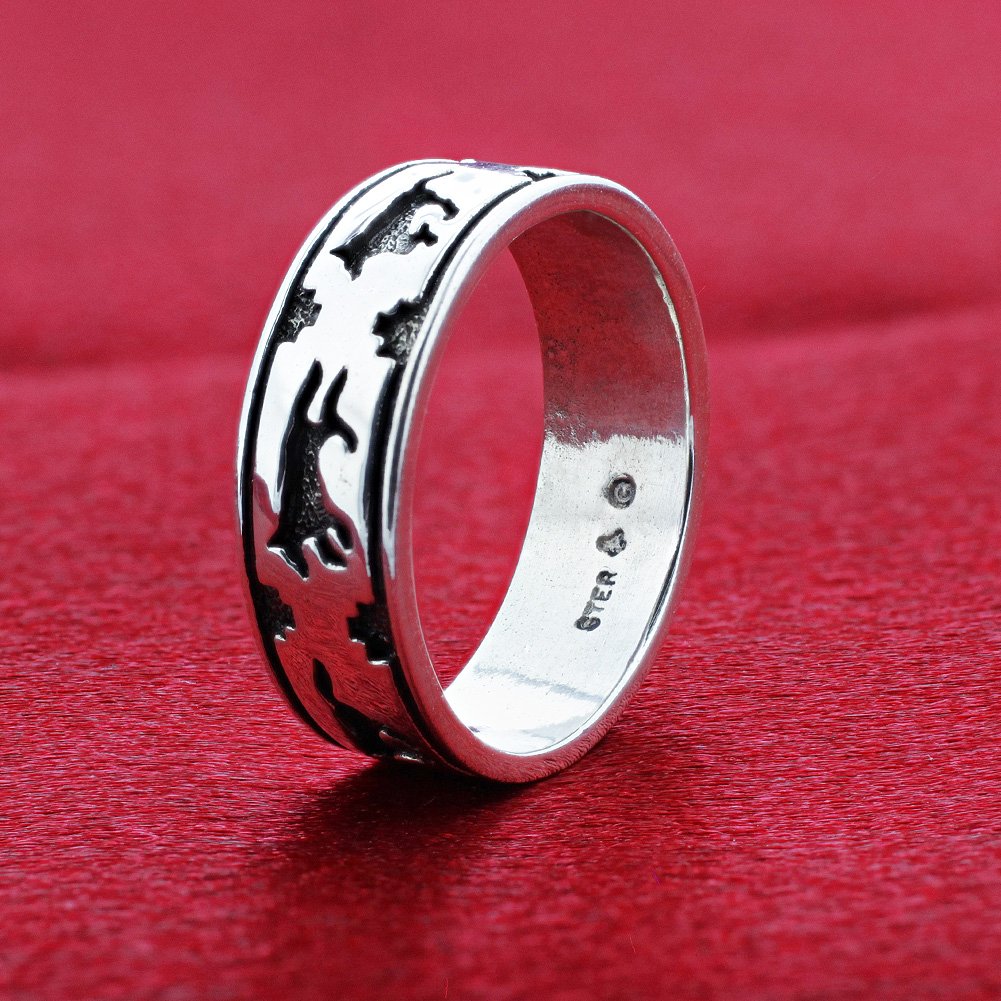Gem Avenue Southwestern Style Running Wolf 925 Sterling Silver 6mm Wedding Band Ring for Women Size 7.5